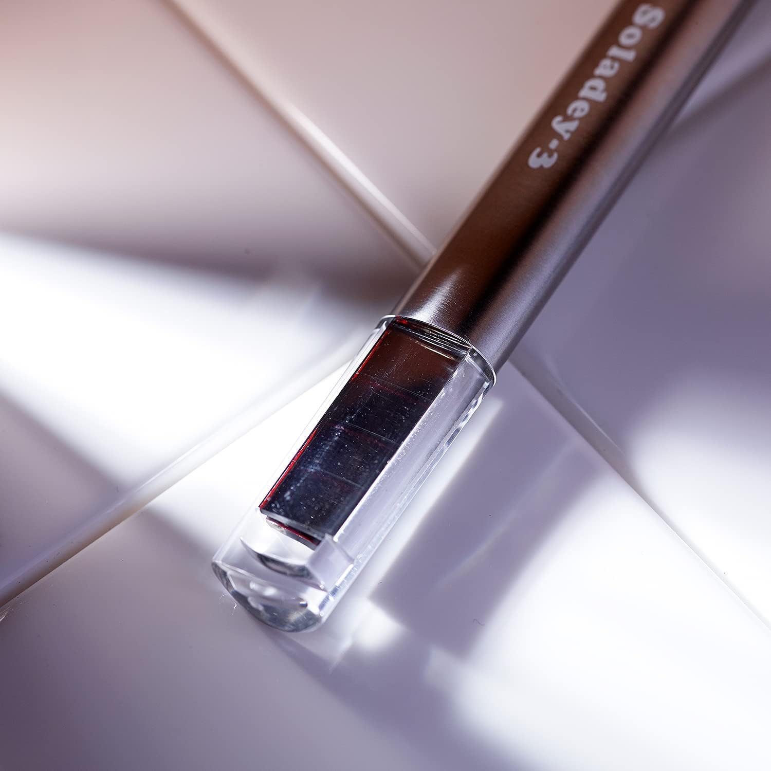 Soladey 3 Ionic Toothbrush, Solar Panels and TiO2 Semiconductor (Tapered Orange),Ready to use Ionic Toothbrush