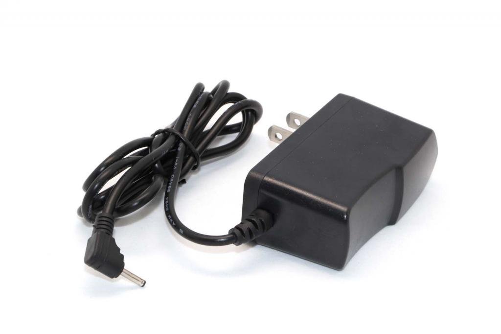 MaxLLTo® 5V 2A AC-DC Power Adapter Charger for Pad Tablet PC MID Global 2.5mm x 0.7mm Pin