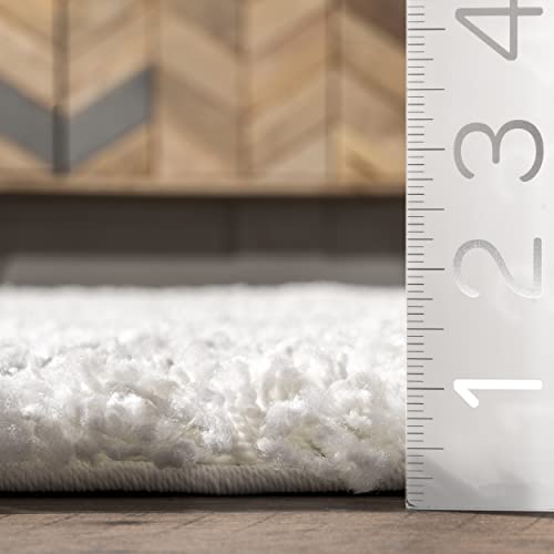 nuLOOM Iola Geometric Shag Runner Rug, 2' 8" x 8', White