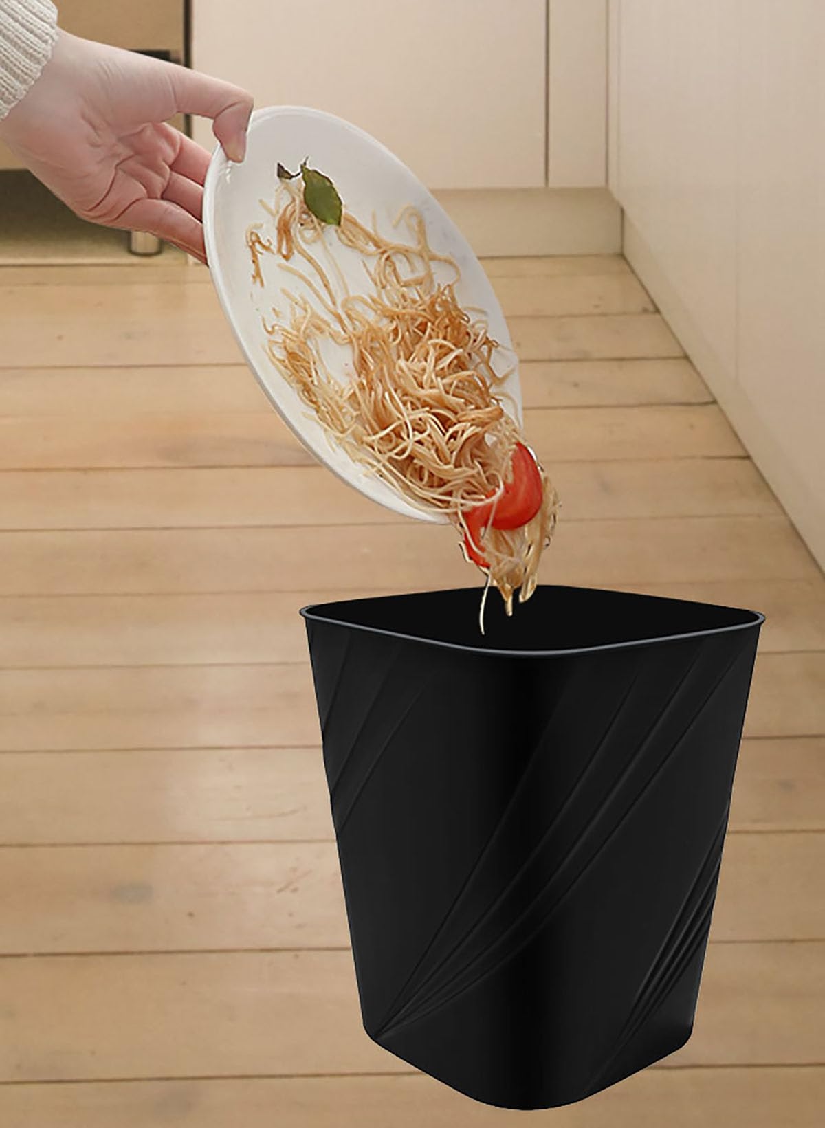 DAJITRE Small Plastic Trash Can Wastebasket Recycling Bin for Bathroom, Dorm, Bedroom,Home Office, Garbage Can for Bedroom, Kids Room (1, Black)