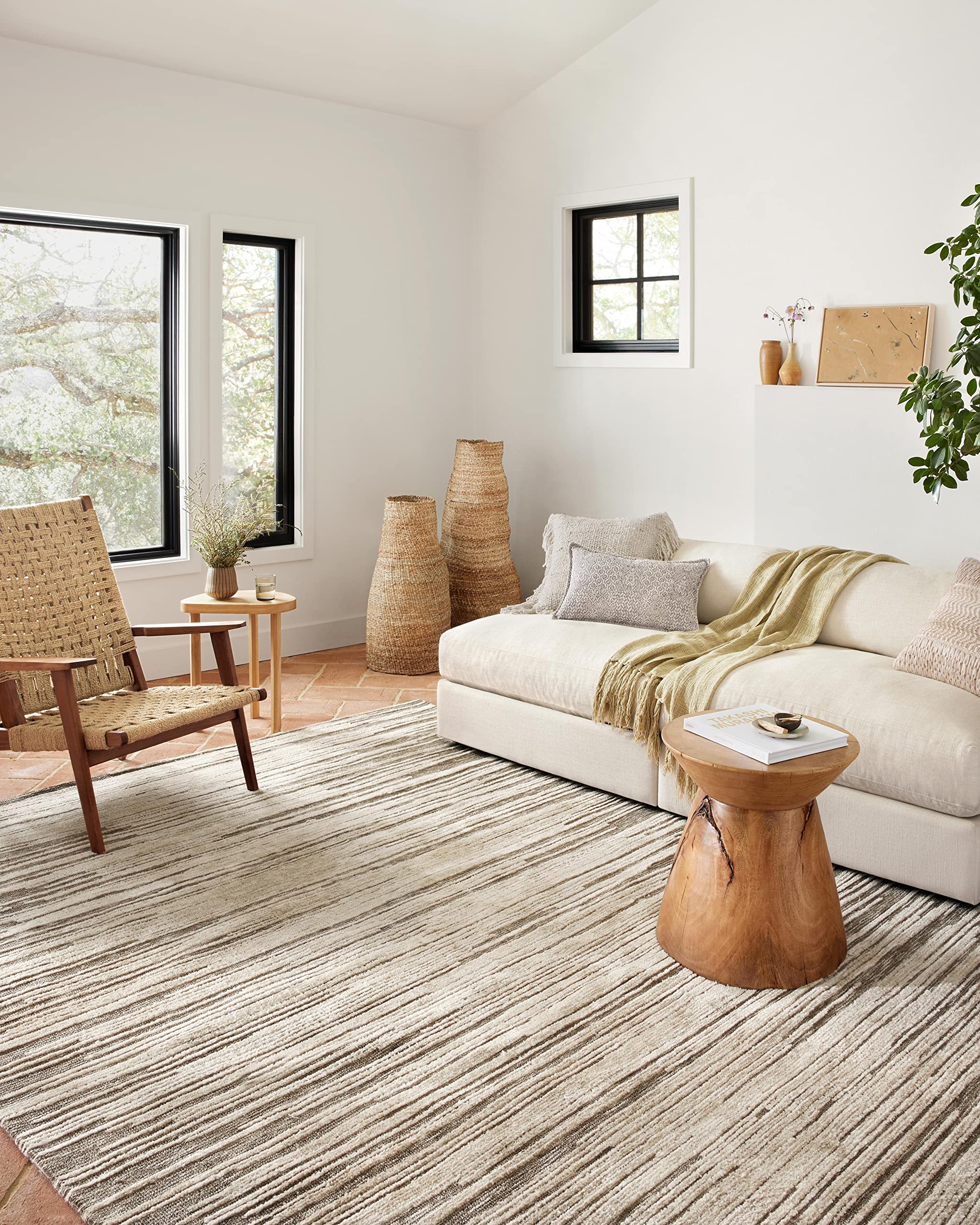 Loloi II Neda Collection NED-01 Taupe/Stone, Transitional 5'-0" x 7'-6" Area Rug