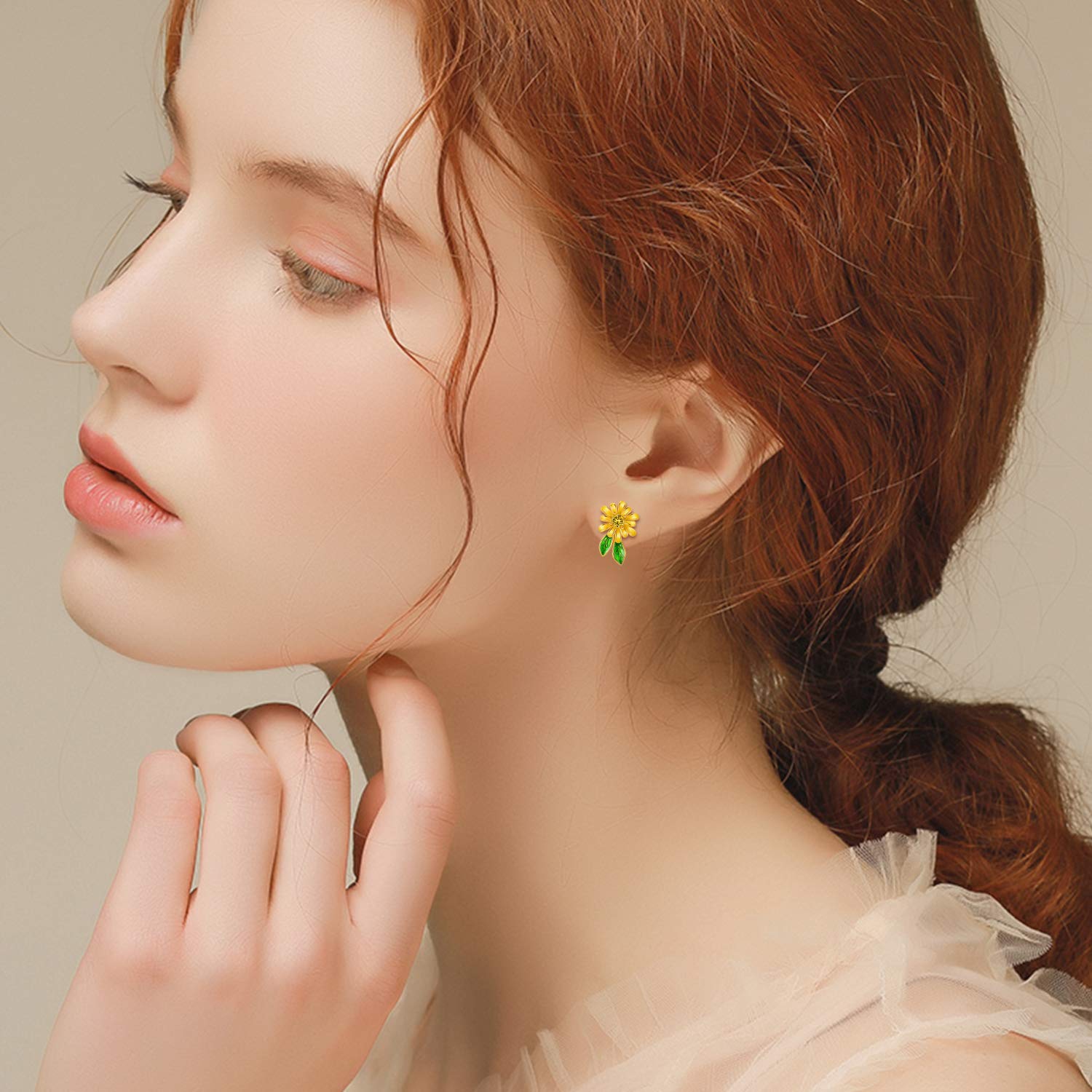 AOBOCO Hypoallergenic 925 Sterling Silver Daisy Flower Stud Earrings for Women