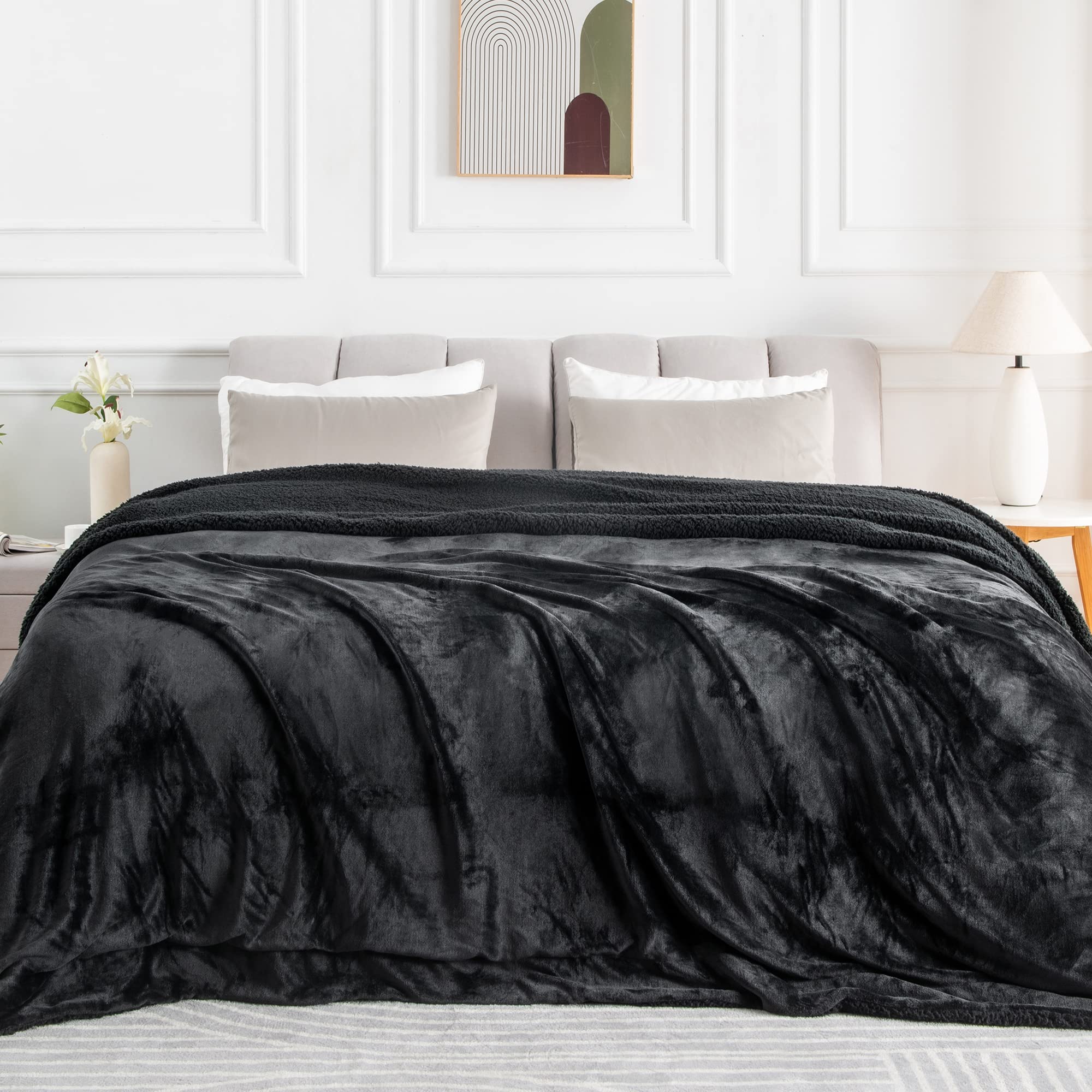 BEDELITE Sherpa Fleece Blankets King Size - Thick Warm Blankets for Winter, Soft & Cozy Plush Large Heavy Blanket for Bed (Black, 108" X 90")