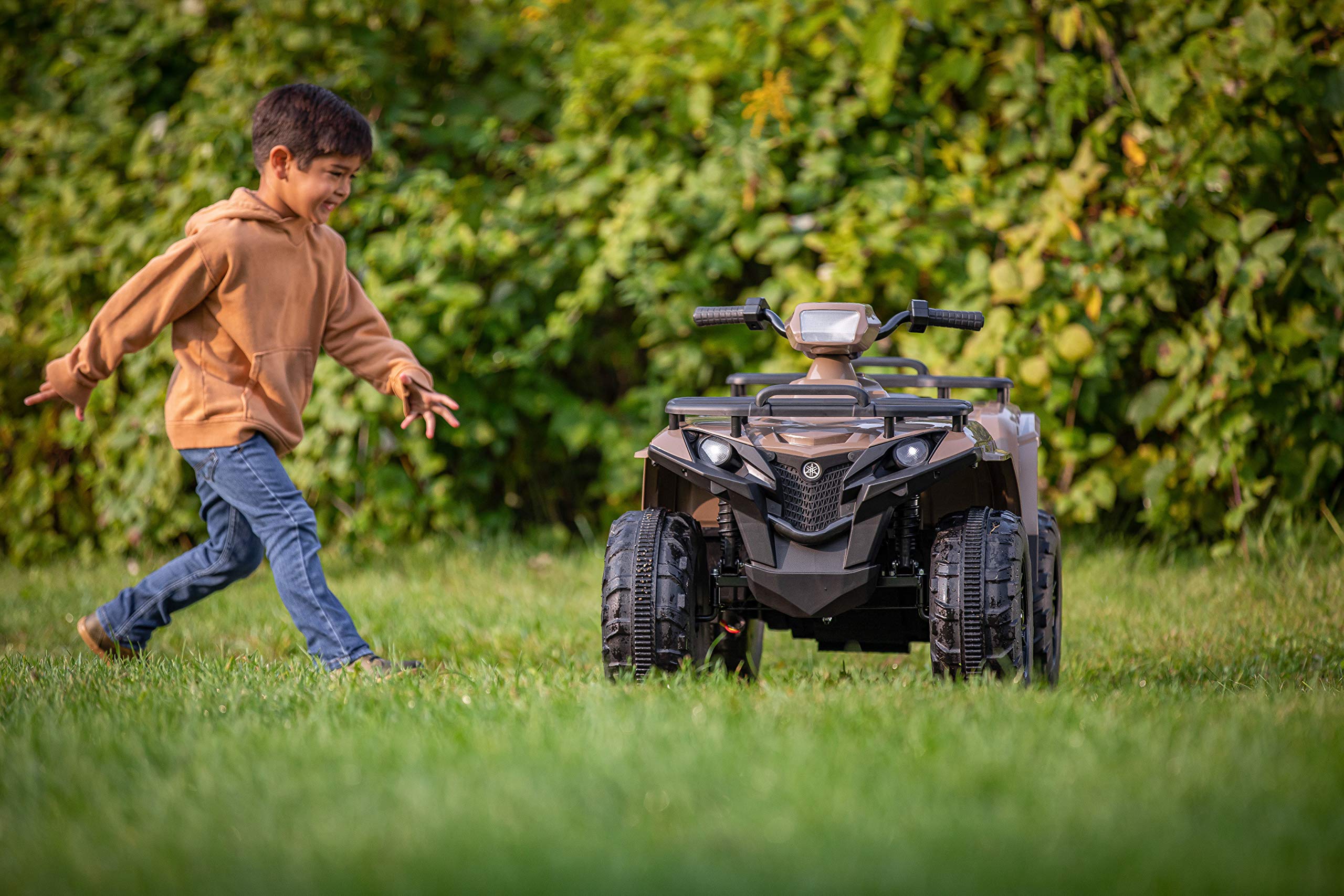 Kid Trax Yamaha ATV Toddler/Kids Electric Ride On Toy, 12 Volt, 3-7 yrs Old, Max Weight 88 lbs, Single or Double Riders, MP3 Player Input, Kodiak Tan