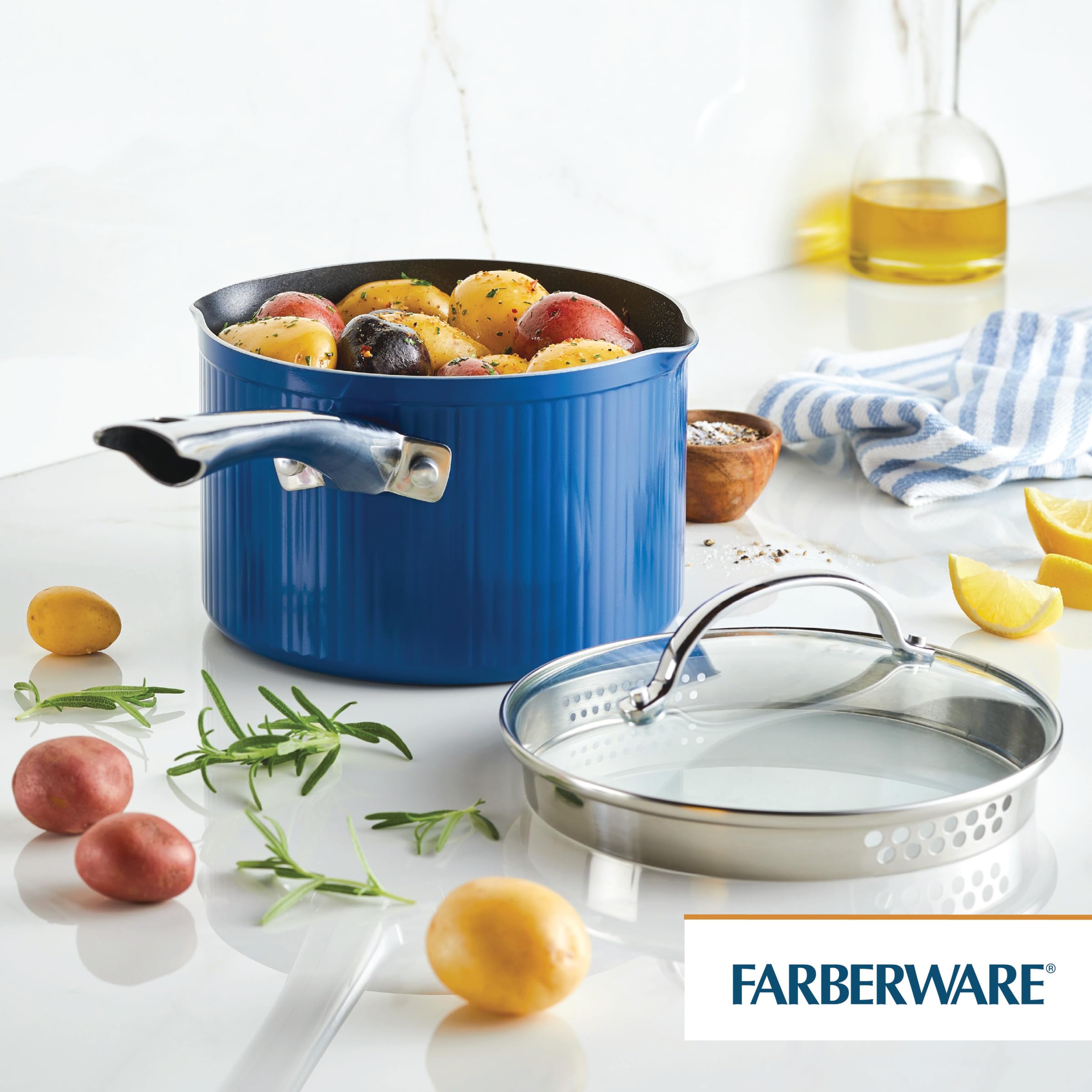 Farberware Style Nonstick Cookware Straining Saucepan with Lid, 3 Quart, Blue
