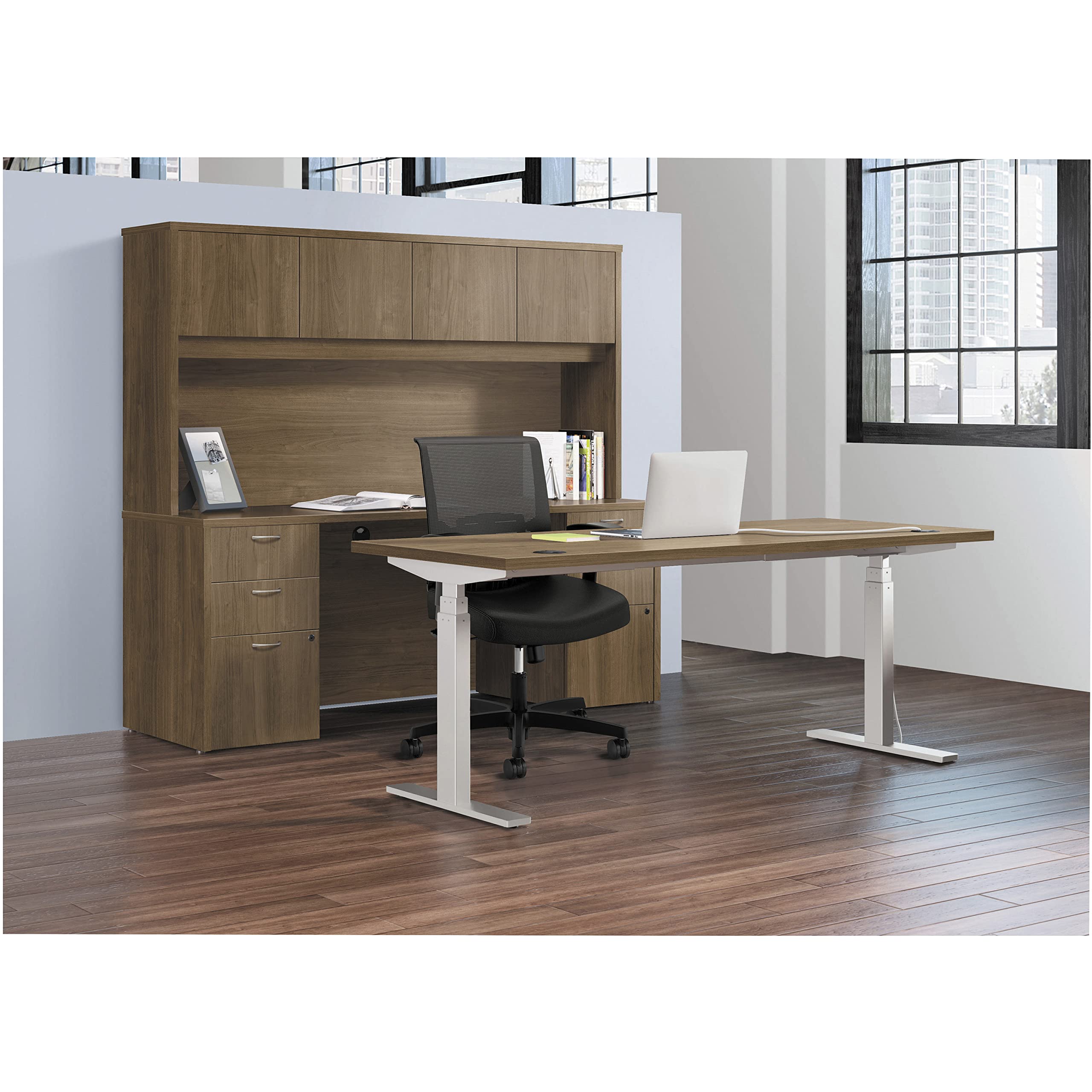 HON Desk, Pinnacle
