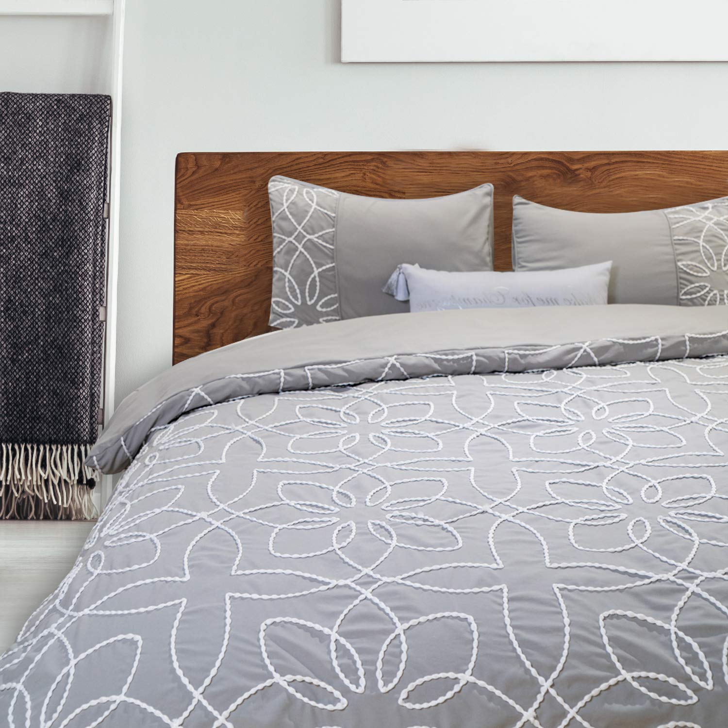 Duvet Cover 3 Piece Bedding Set Hotel Collection- King Size Gray White Rope Embroidered Ultra Soft Brushed Microfiber Comforter Cover with Zipper Closure and 2 Pillow Shams (Rope Embroidered, King)