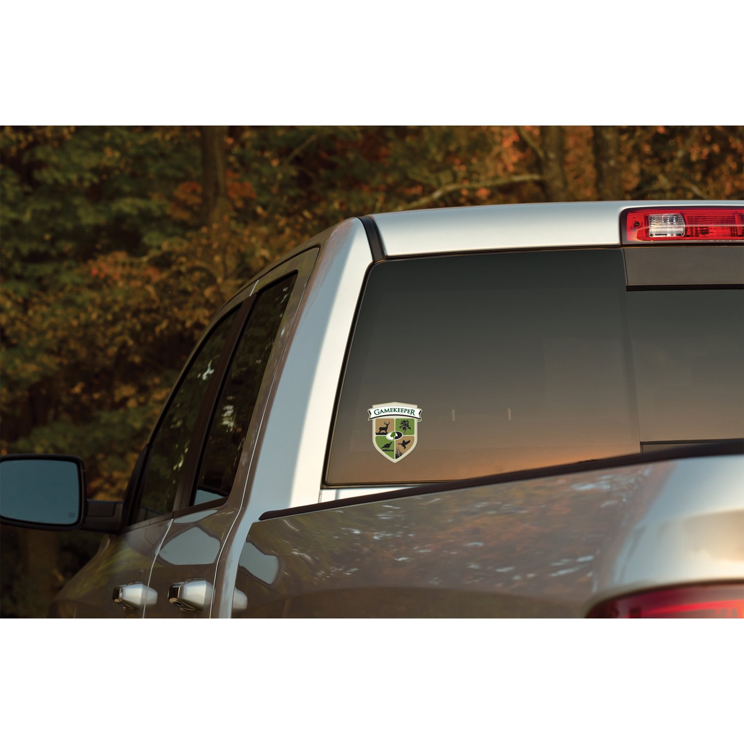 Mossy Oak Graphics (13028-L Large 'Gamekeepers Shield' Decal