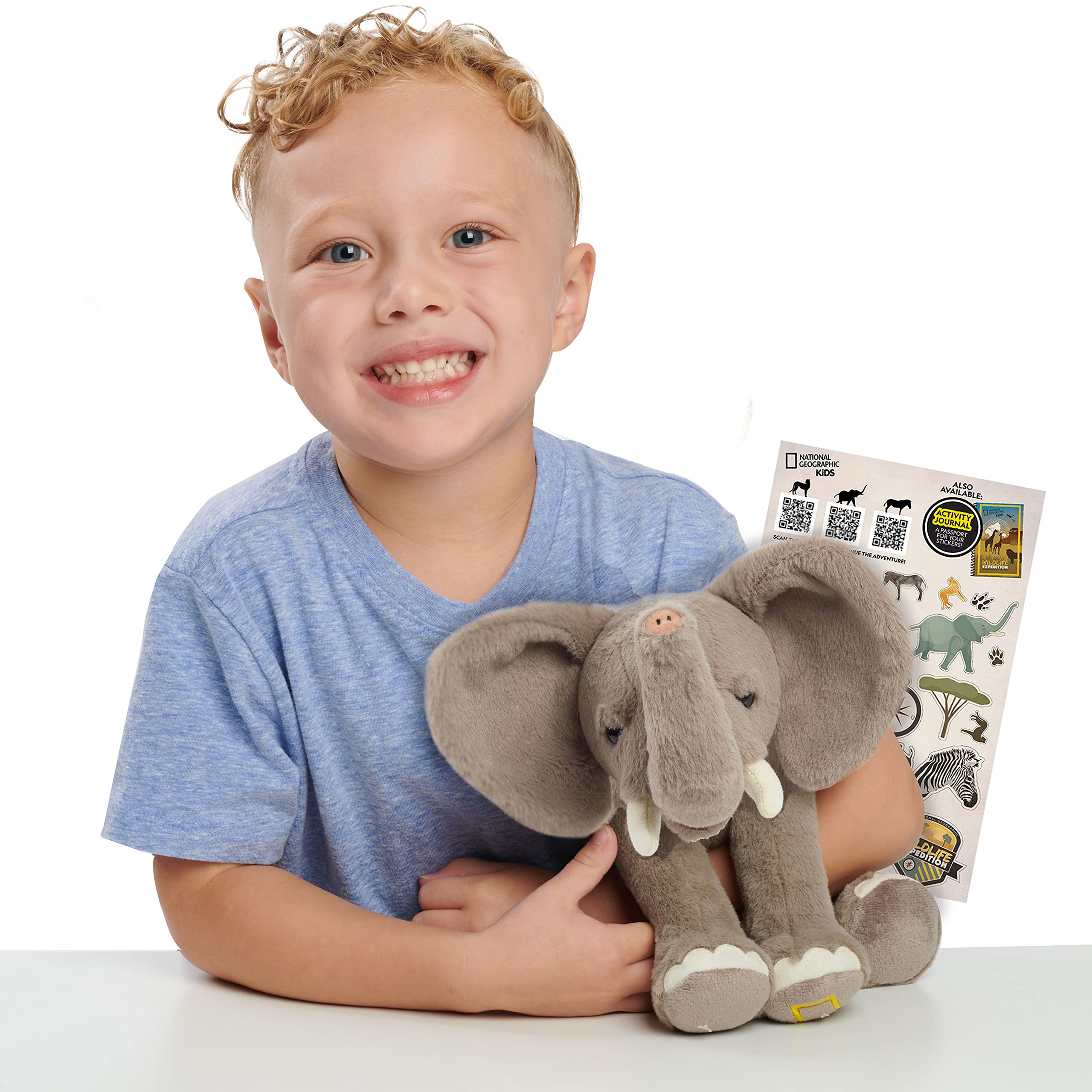 National Geographic Kids 3-Pack Hyper-Realistic Plushie Stuffed Animal, Baby Shower Gifts, Recycled Material Packaging, Kids Toys for Ages 3 Up, Amazon Exclusive