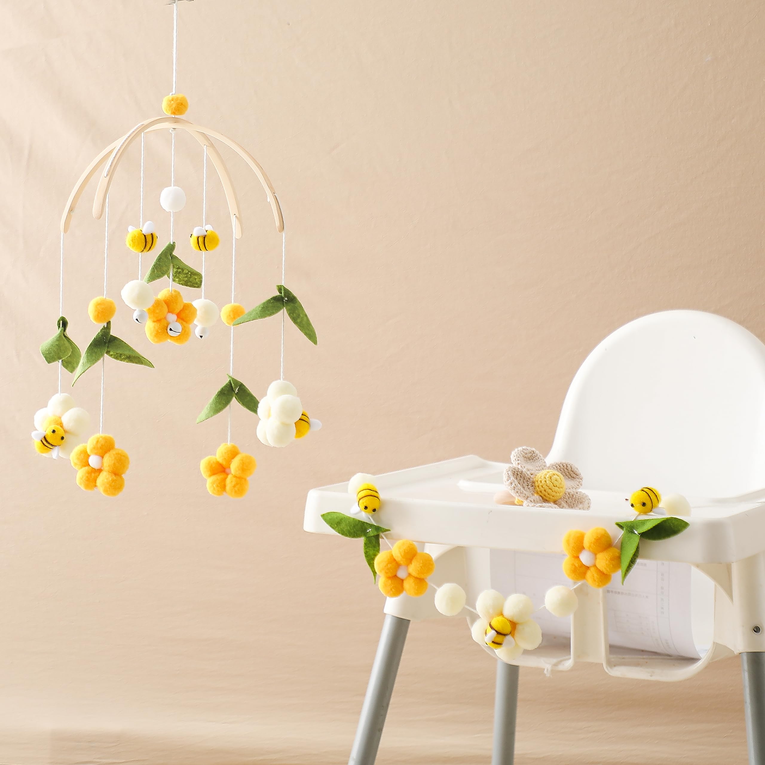 Baby Bed Mobile Baby Wind Chime Sea Creatures, 3D Clouds Fish Mobile Wind Chime, Baby Bed Hanging Game Mobile for Children's Room Children's Bed Decor