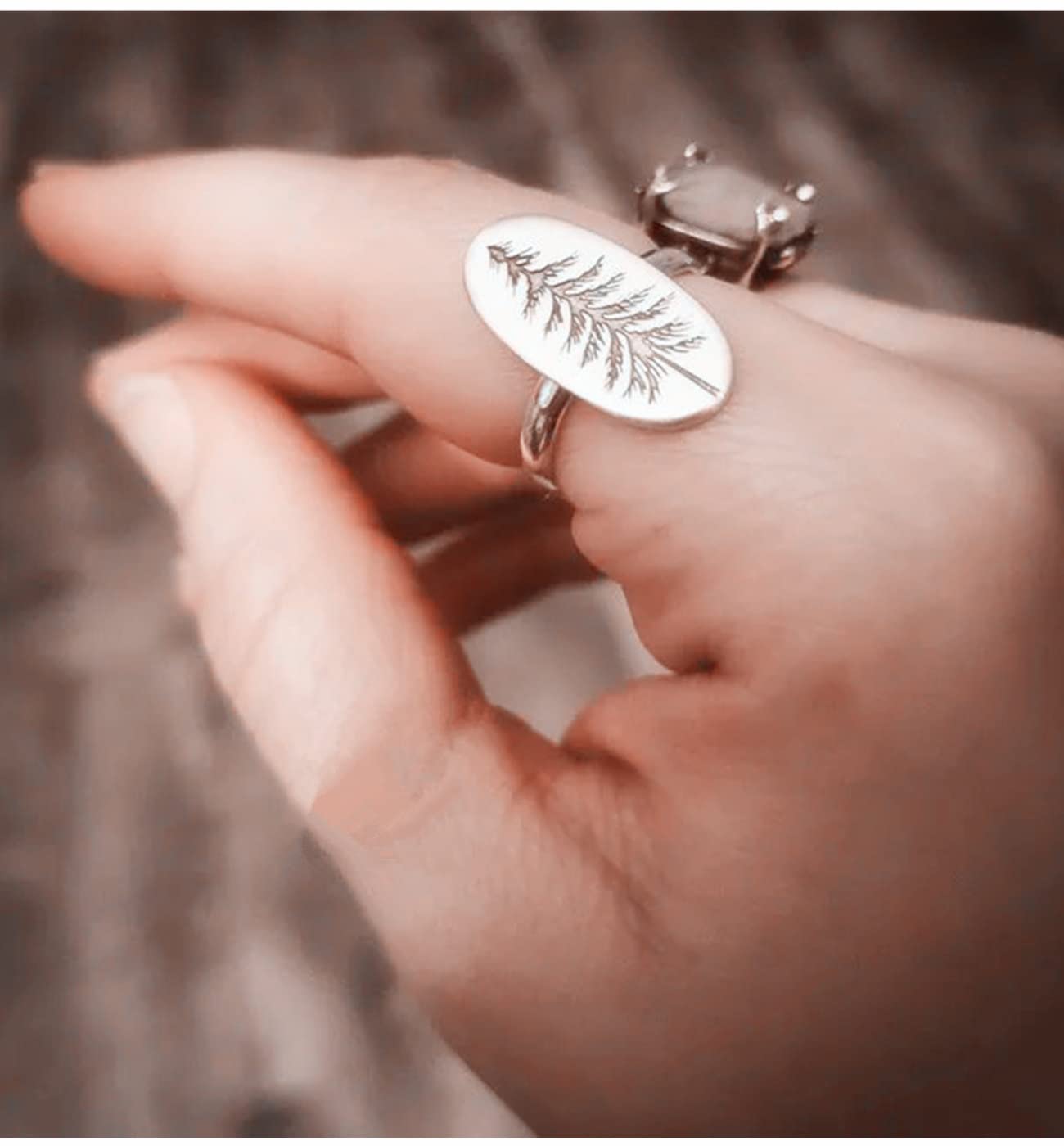 belovejewel Pine Tree Ring 925 Sterling Silver - Gift for Valentine Day Wedding Hiking Nature Ring, Size 10
