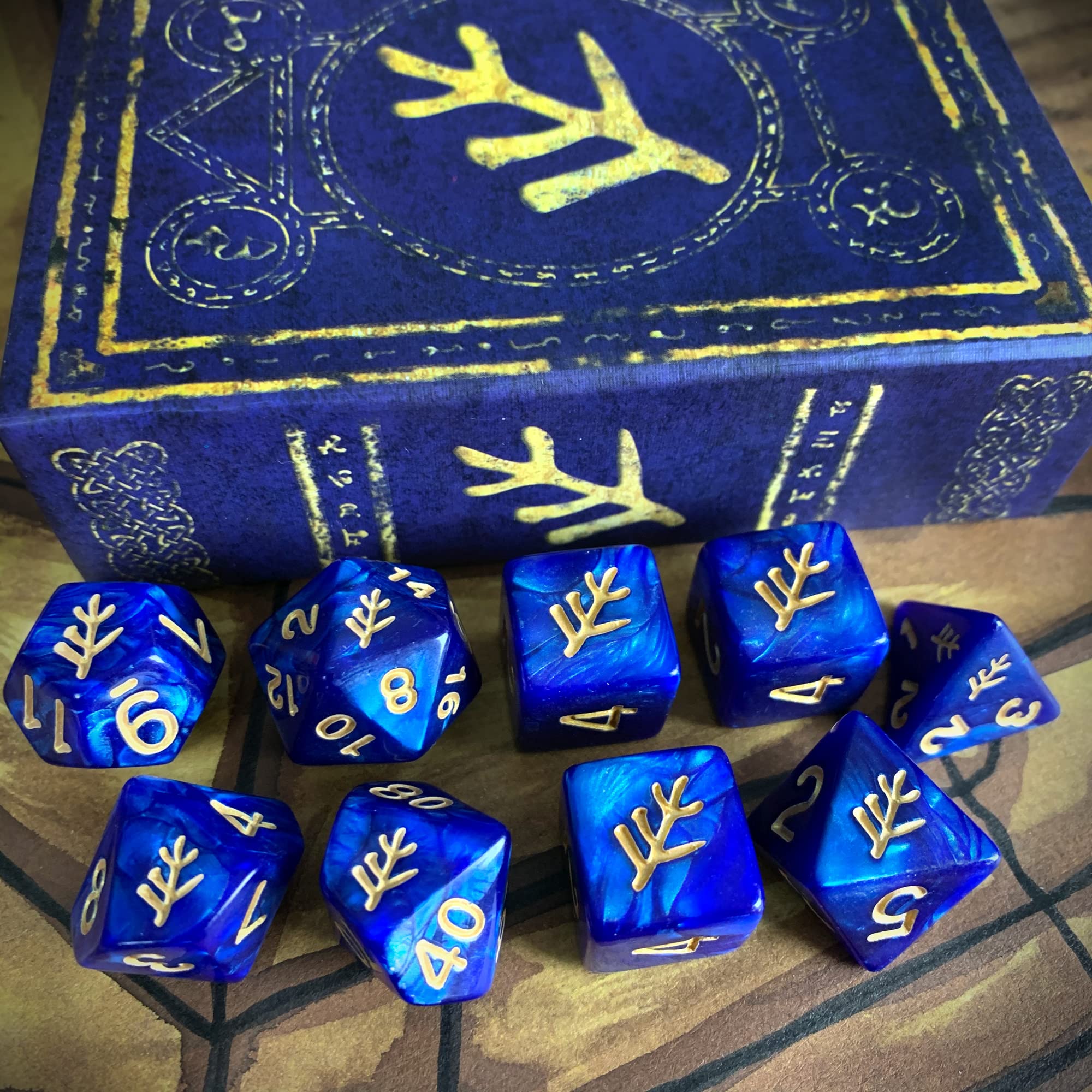 Infinite Black Elder Dice: The Elder Sign (Blue)