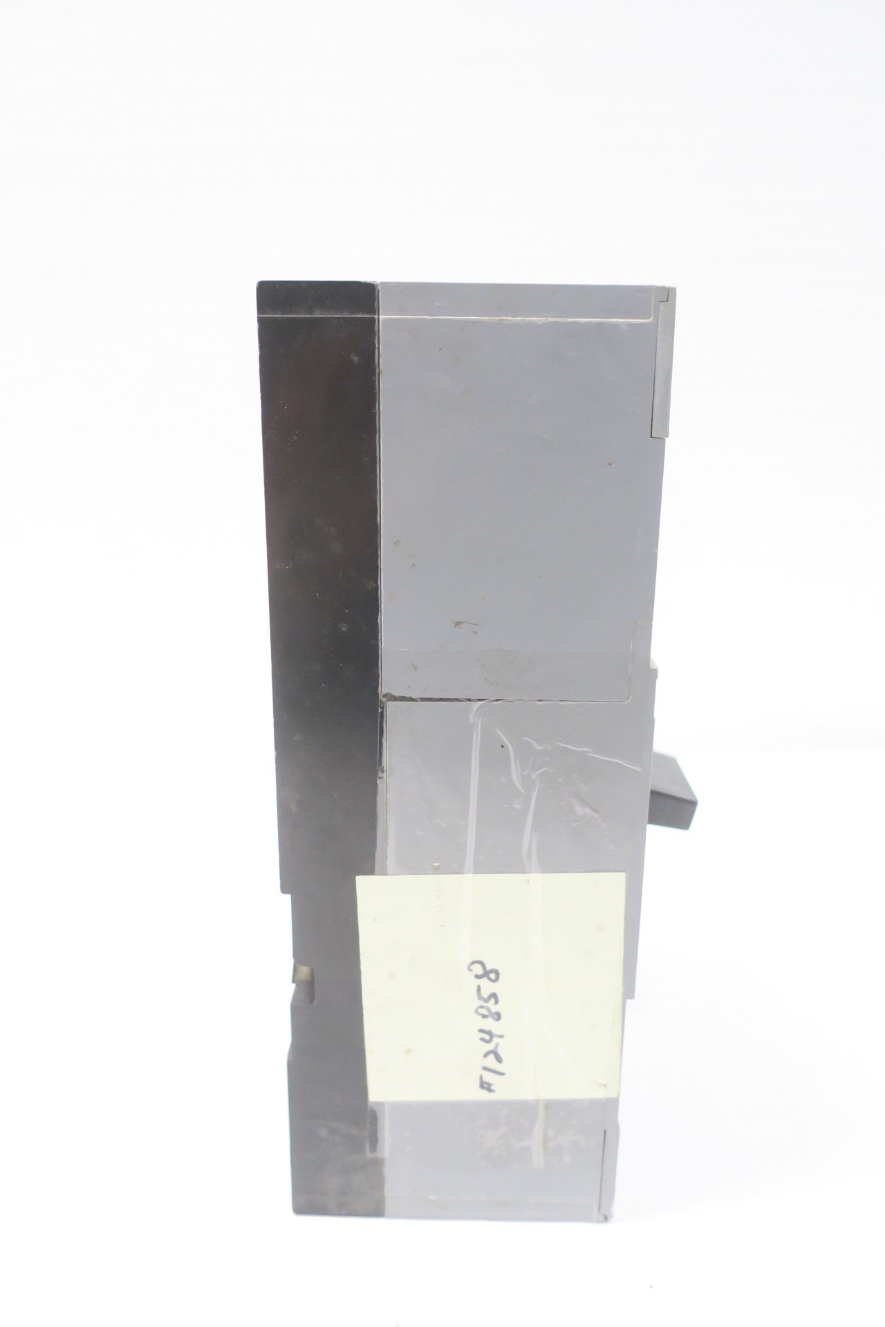 SIEMENS LXD63B600 SENTRON MOLDED CASE CIRCUIT BREAKER 600A 3P 600V-AC D594193
