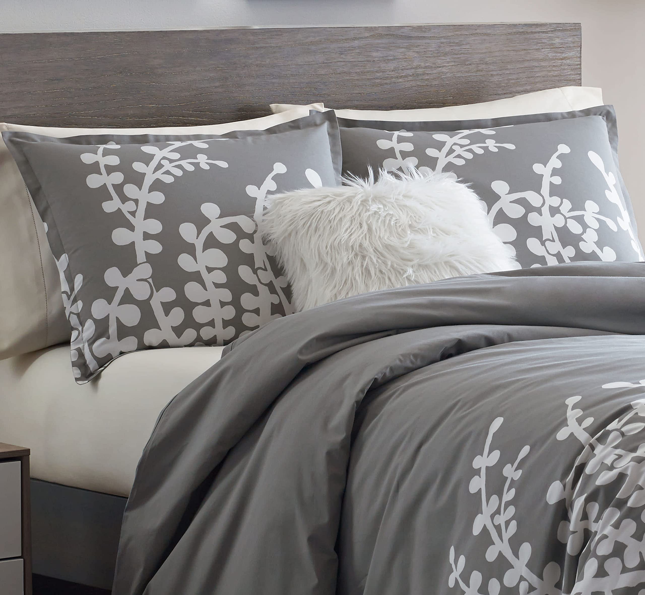 City Scene - Full/Queen Duvet Cover Set, Cotton Bedding with Matching Shams, Softens with Each Wash (Branches Grey, Full/Queen)