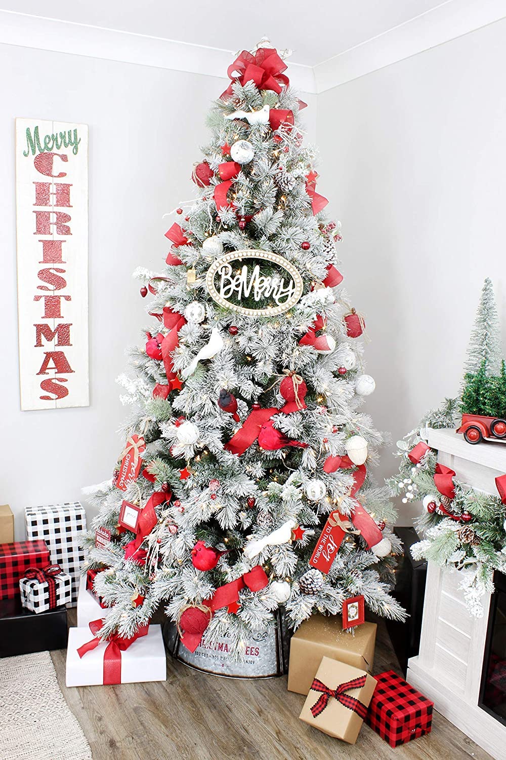 AuldHome Beaded Wooden Christmas Sign, "Be Merry" Oval Wood Holiday Decor Hanging Sign