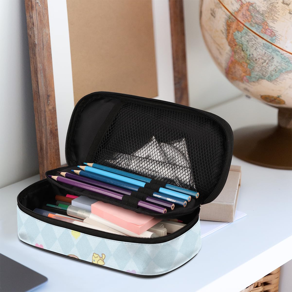 Cartoon Pencil Case, Pencil Box with Zipper, Large Capacity Pen Bag for School Supplies Gift