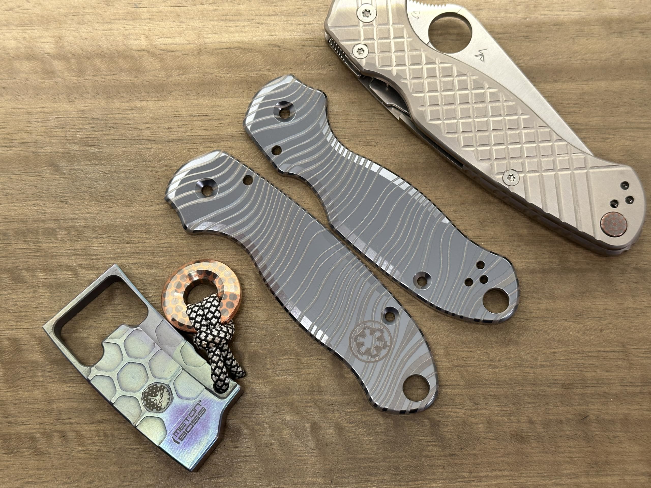 Black Mandalorian Titanium Scales for Spyderco Para 3