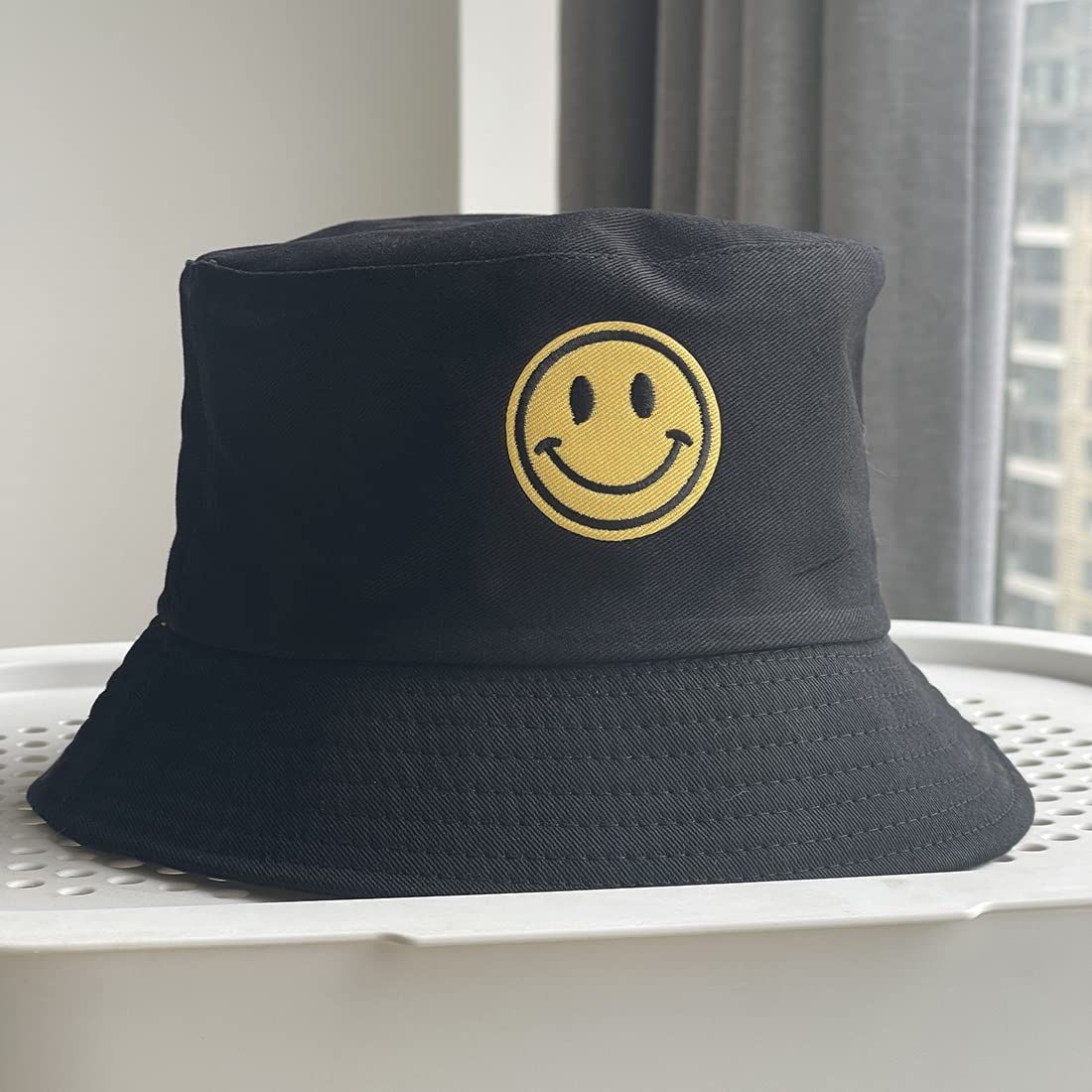 Anroll Unisex Smiling Face Embroidered Bucket Hats Sun Hat for Womens Men (Black)