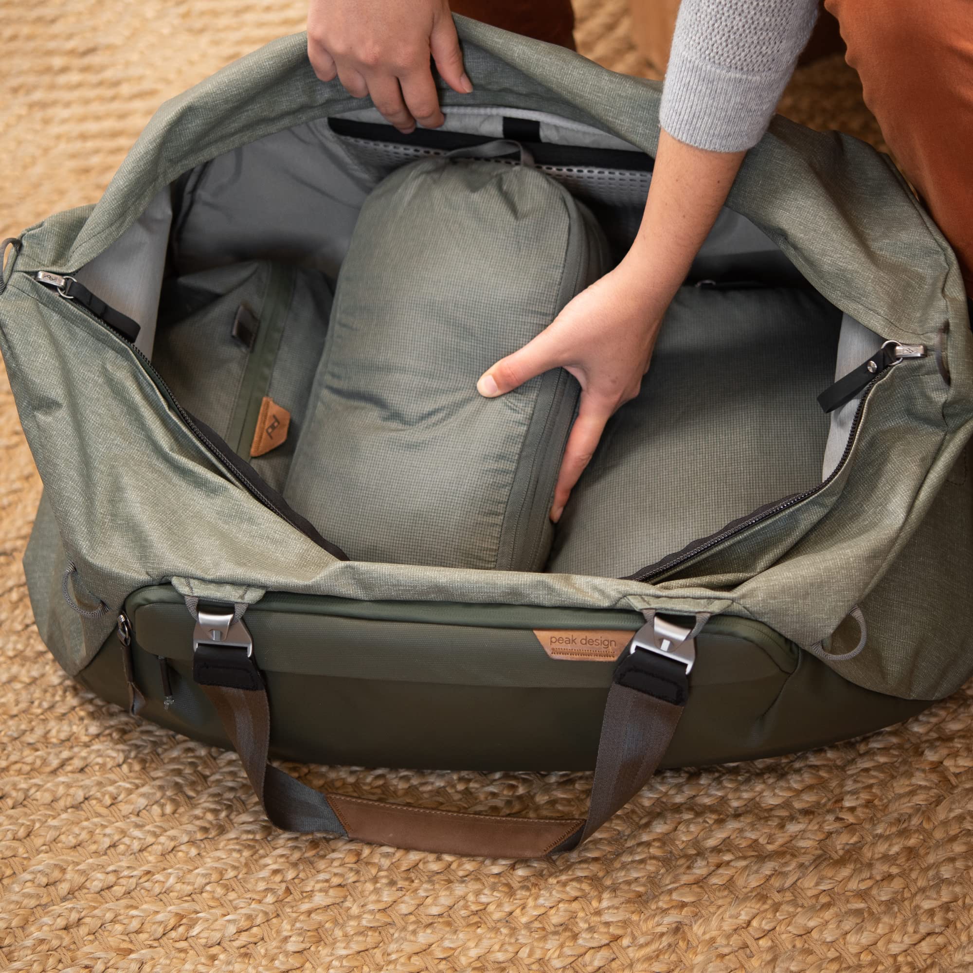 Peak Design Packing Cube Medium for Quick and Efficient packing (Sage)