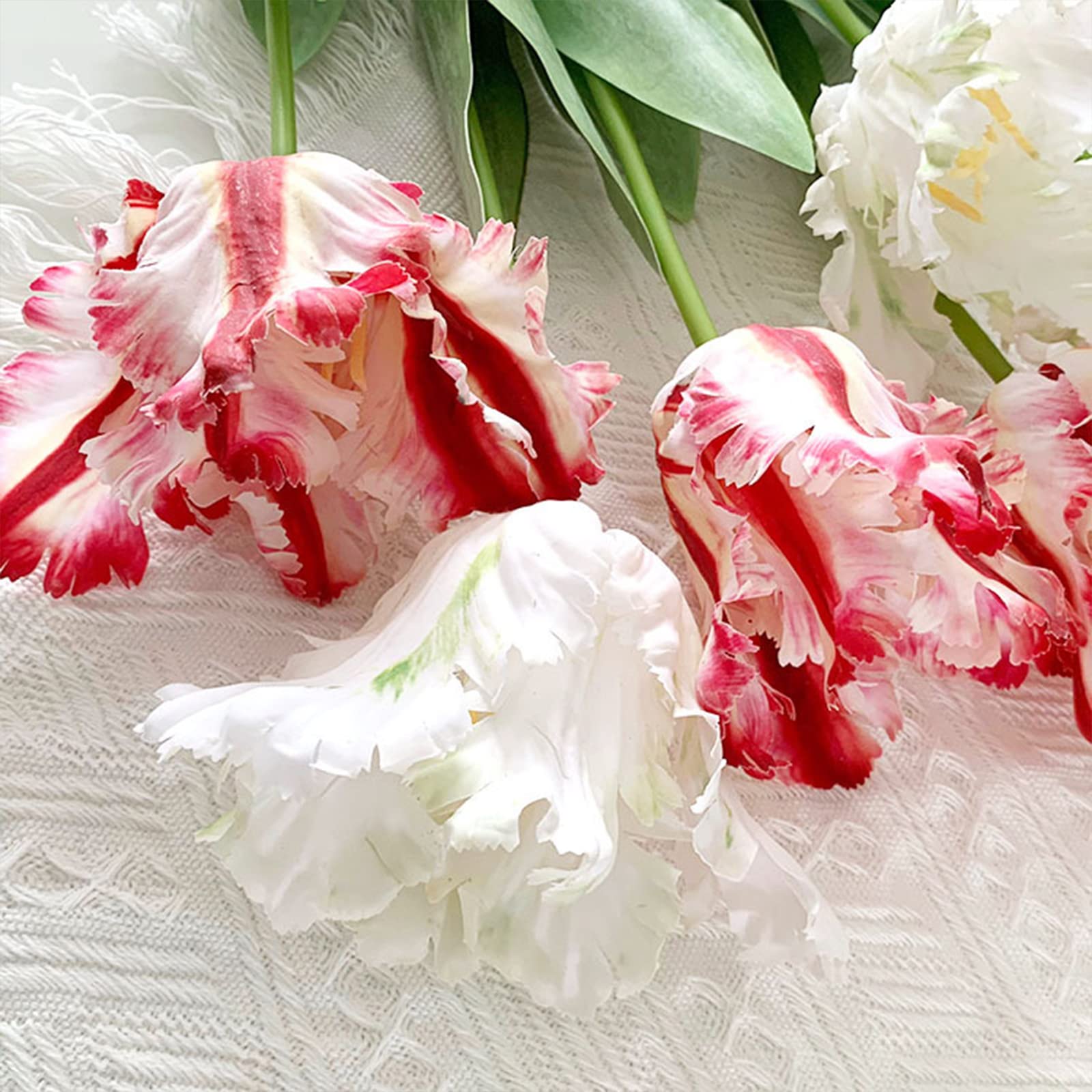 MISNODE 3PCS Artificial Parrot Tulip Flower Stems, White 27 Inch Parrot Tulip Bouquet, Single Head Silk Tulips Flower Branches for Wedding Bridal Bouquet Party Home Garden Decor