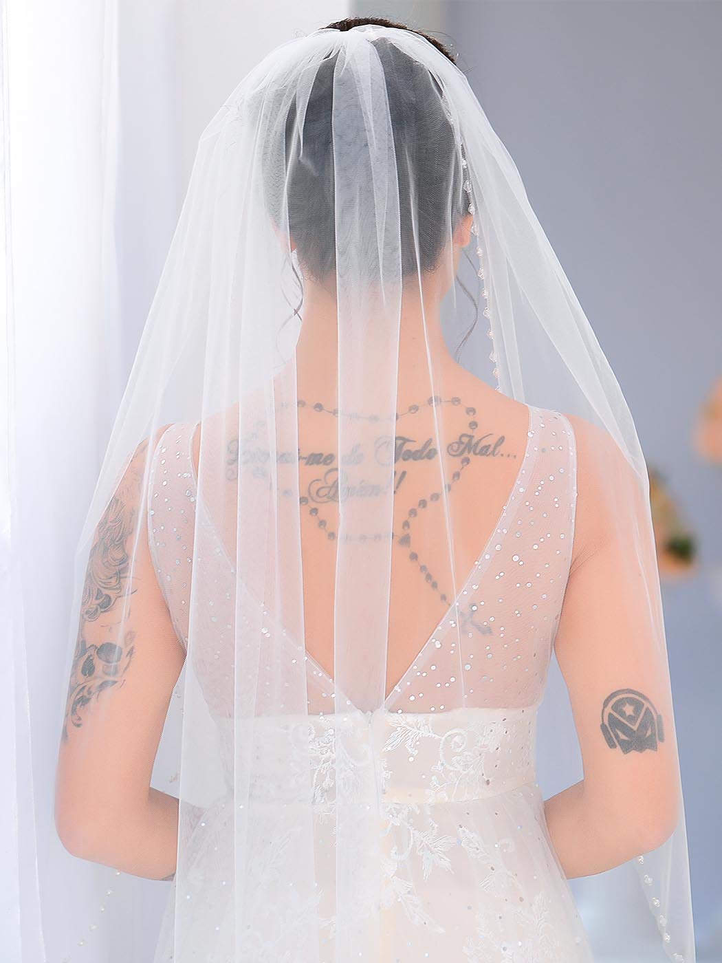 Asooll Pearl Bridal Veil with Comb Crystal Wedding Tulle Veil 1 Tier Hair Accessories for Bride