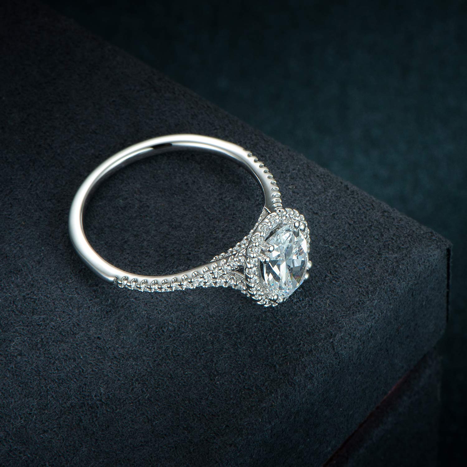 HAFEEZ CENTER 1.5 Carats Oval Cut D Color VVS Petite Halo Moissanite Engagement Ring for Women Size 7.5