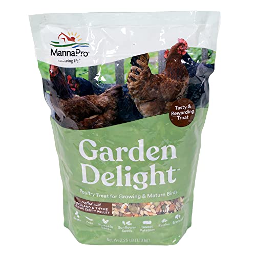 Manna Pro Chicken Scratch | Garden Grains, Treat for Coop, Duck Food, Chicken Supplies |2.25 Pound (Pack of 1)
