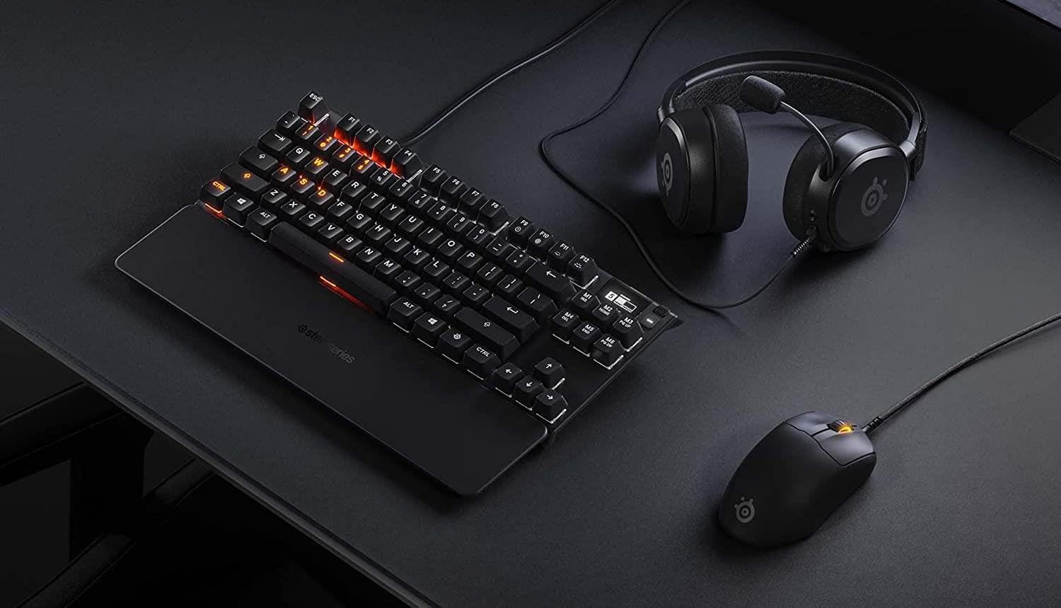 SteelSeries Esports Mini FPS Gaming Mouse Ultra Light 61g – Prime Mini Edition – 5 Programmable Buttons – 18K CPI TrueMove Pro Sensor – Magnetic Optical Switches - Customizable - RGB Lighting – PC/Mac