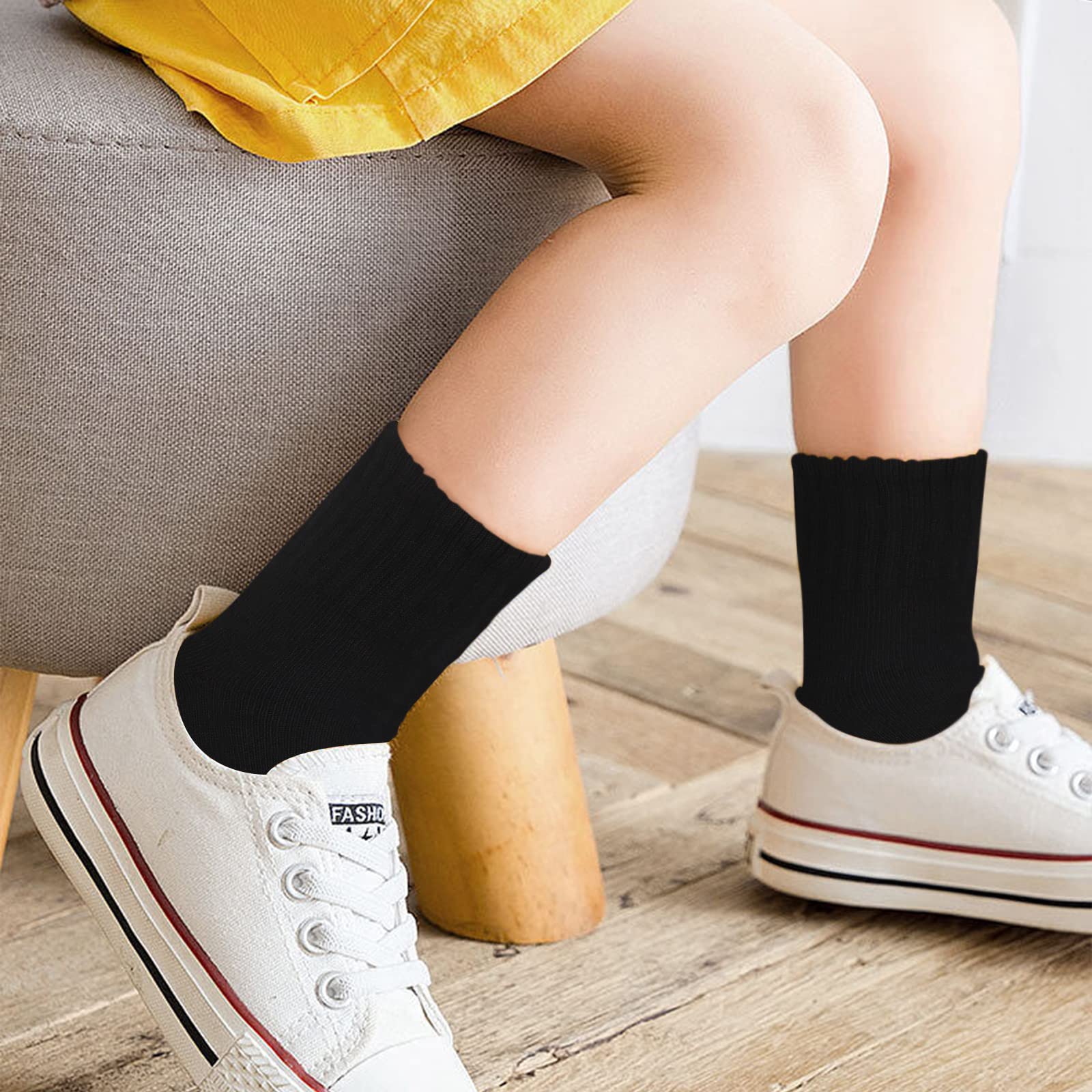 Auranso Boys' Crew Socks 9 Pairs Kids Girls Athletic Ankle Socks White 9-12 Years
