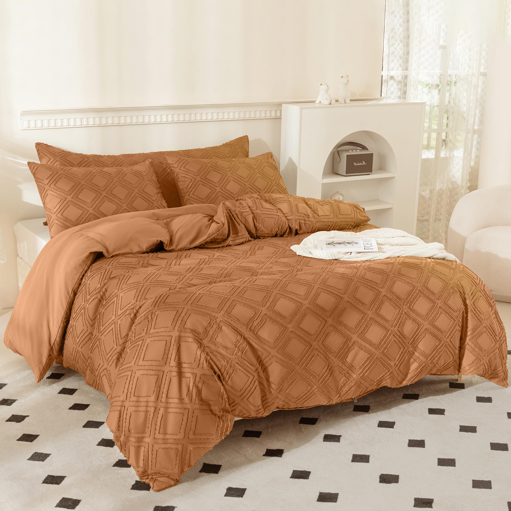 JELLYMONI Duvet Cover Queen, Rust Microfiber Tufted Duvet Cover Set, Boho Textured Duvet Cover Jacquard Rhombus Geometric Pattern Duvet Cover with Corner Ties & Zipper Closure