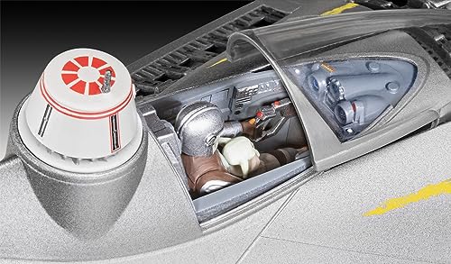 Revell 06787 Star Wars: The Mandalorian N1 Starfighter (Din Djarin) 1:24 Scale Unbuilt/Unpainted Plastic Model Kit with Seated 'Mando' Figure