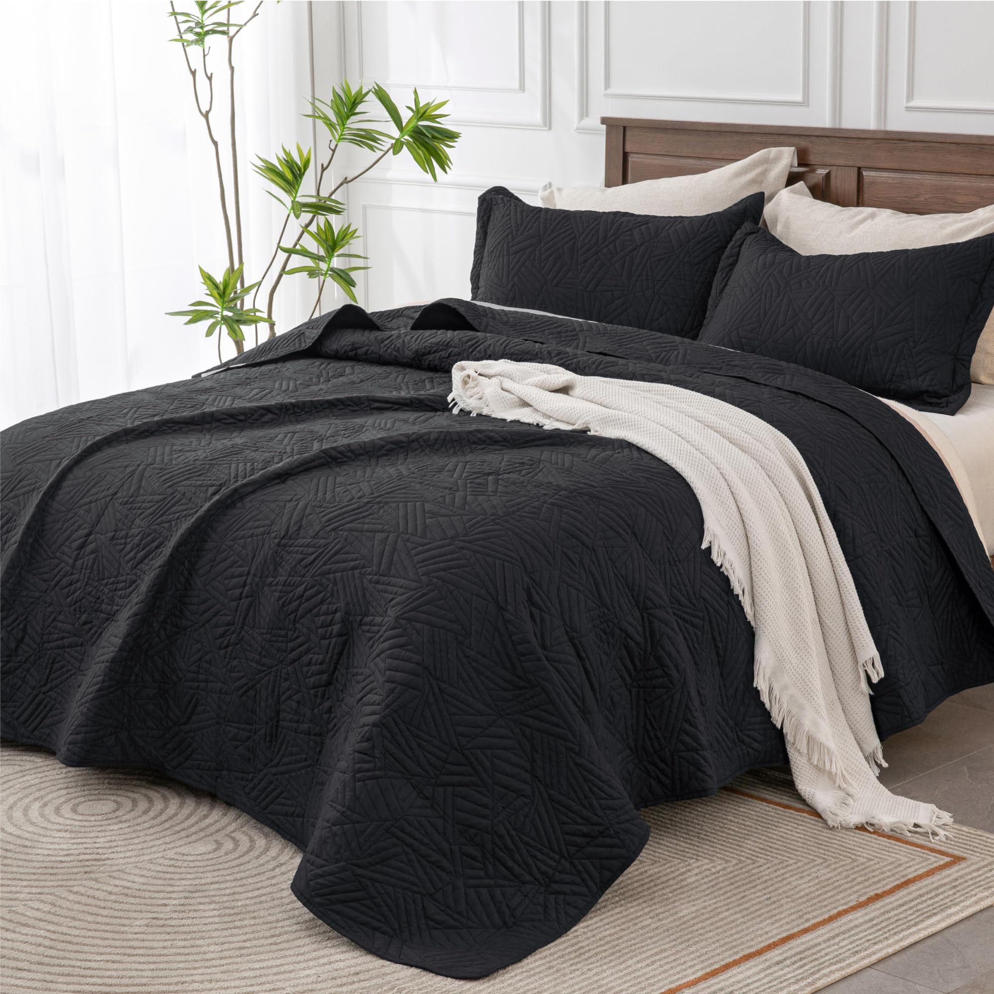 BEDELITE Coverlet Queen Bedspread - Summer Lightweight Full Size Quilt Set, Soft Modern Weave Pattern Gray Queen Quilt Bedding set 3 Pieces (1 Quilt 90" x 96" + 2 Pillow Shams)