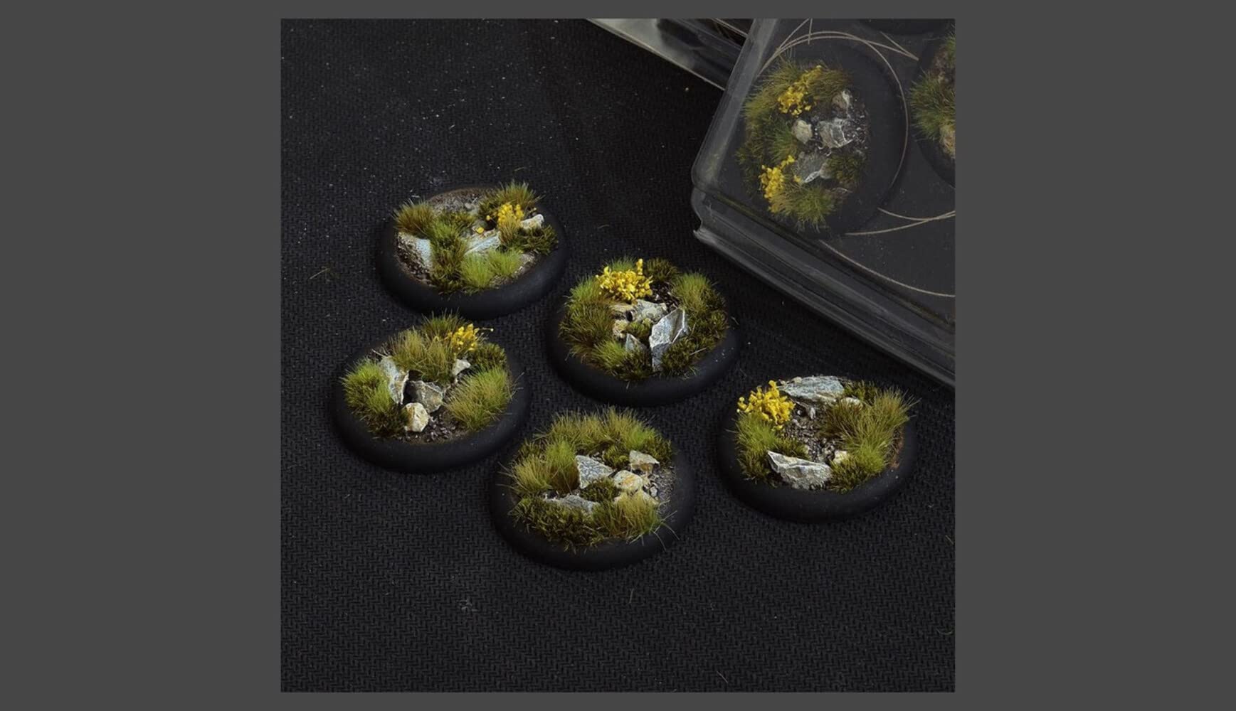Gamers Grass Battle Ready Bases: Highland Bases, Round Lip 40mm (x5)