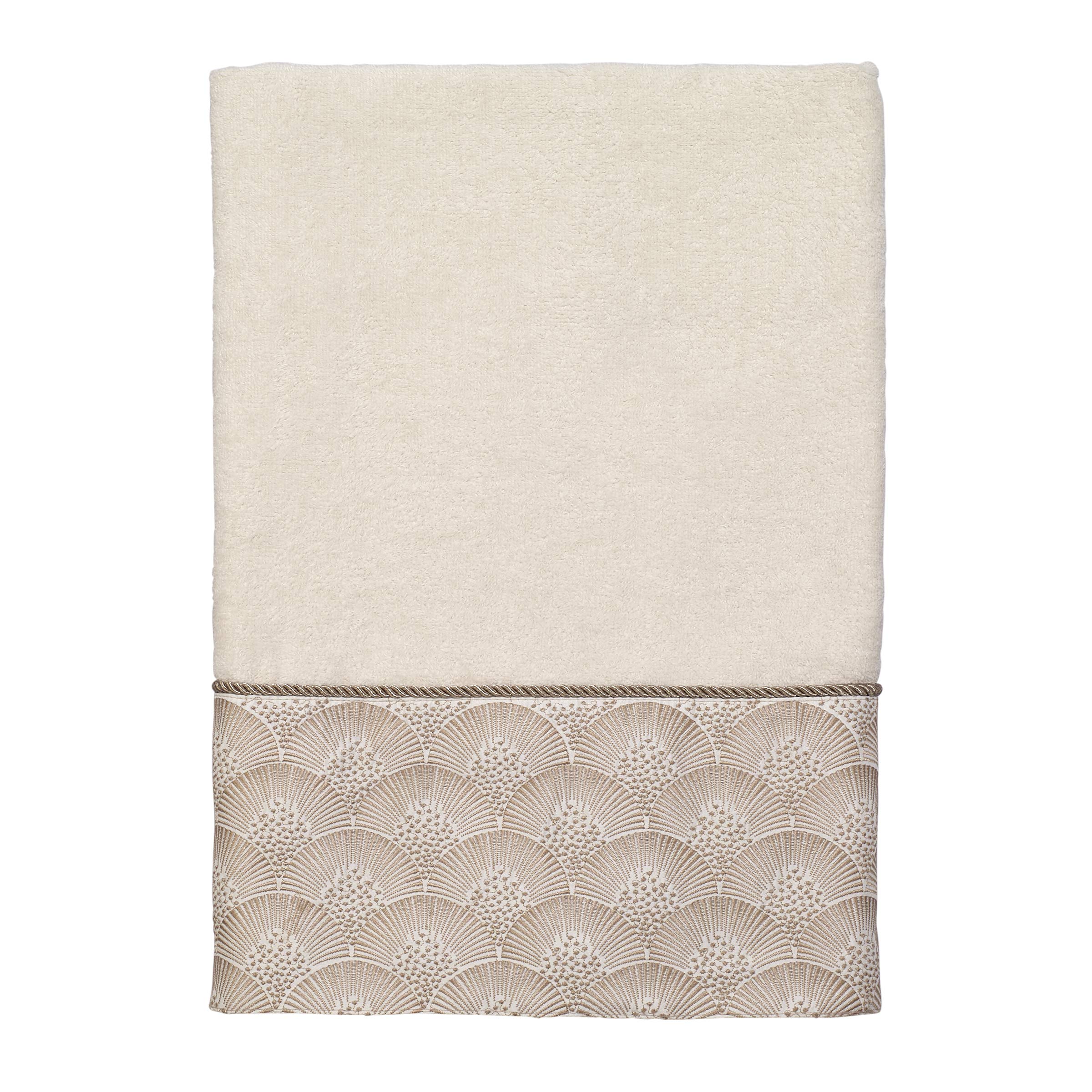 Avanti Linens - Bath Towel, Soft & Absorbent Cotton Towel (Deco Shell Collection, Ivory)