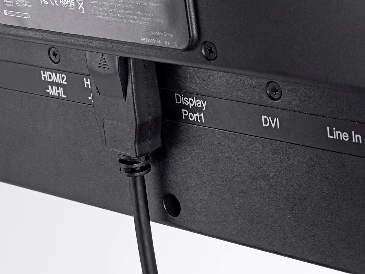 Monoprice 115888 Mini DisplayPort 1.2 to DisplayPort Cable - 1.5 Feet, 4K Capable, Supports 3D Video - Select Series Black