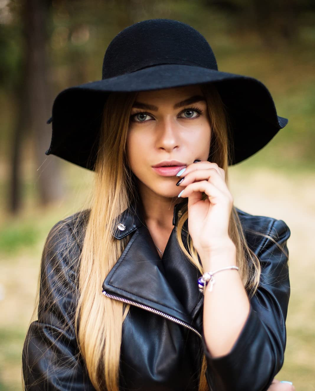 ASSQI Women's 100% Wool Foldable Wide Brim Retro Fedora Floppy Felt Bowler Hat (Black)