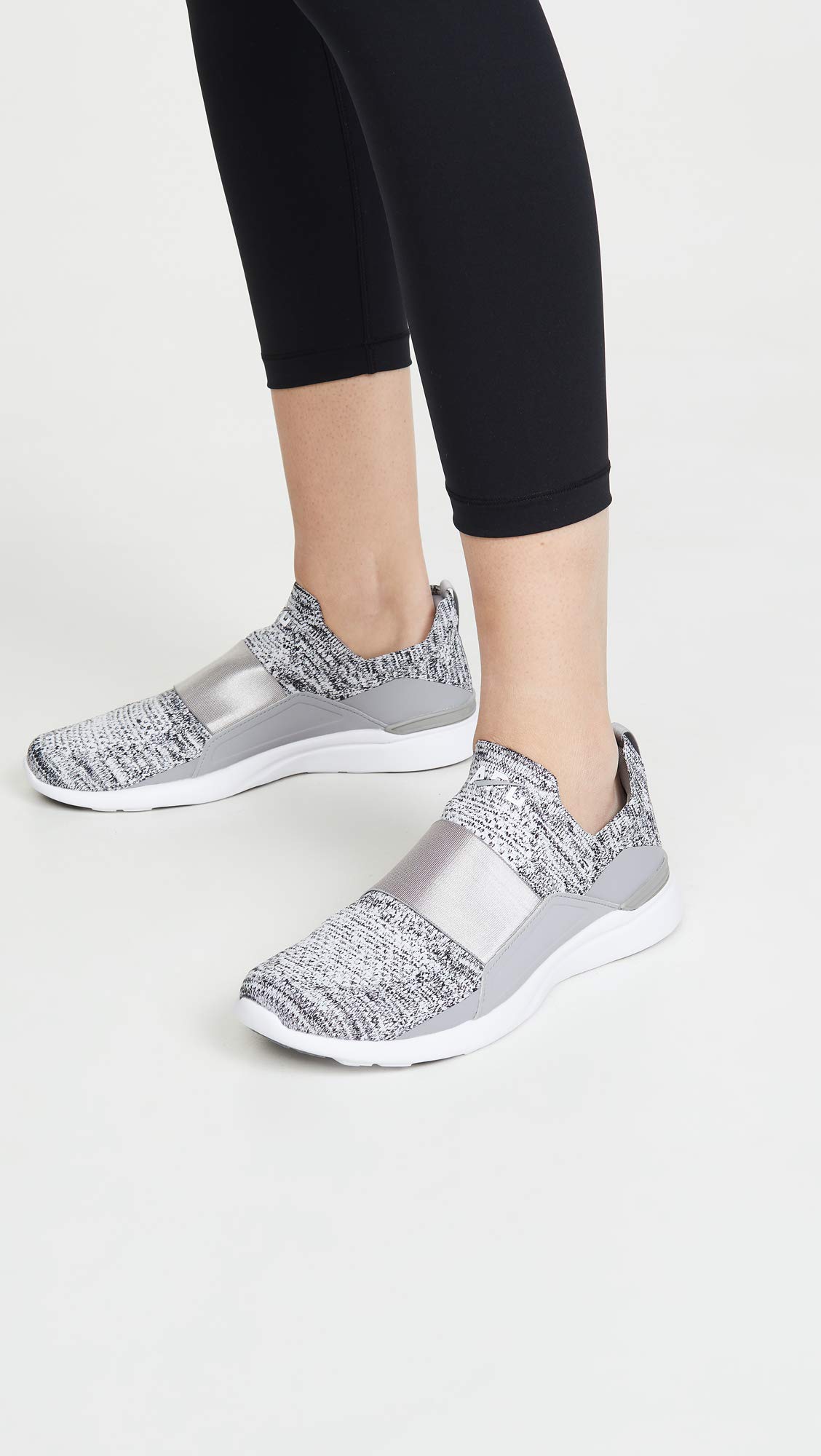 Athletic Propulsion Labs (APL) Techloom Bliss Heather Grey/White/White 7 B (M)