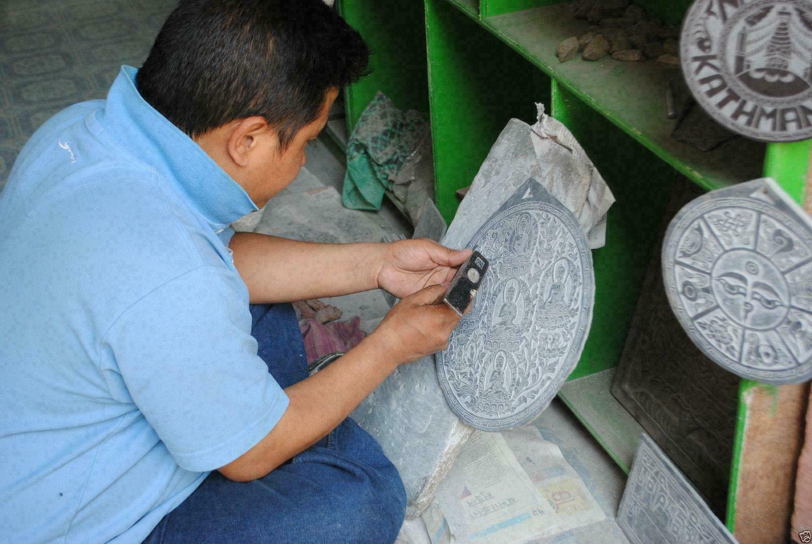Handmade Slate Bagh Chal (Moving Tigers) Nepal Traditional Boardgame & Pieces