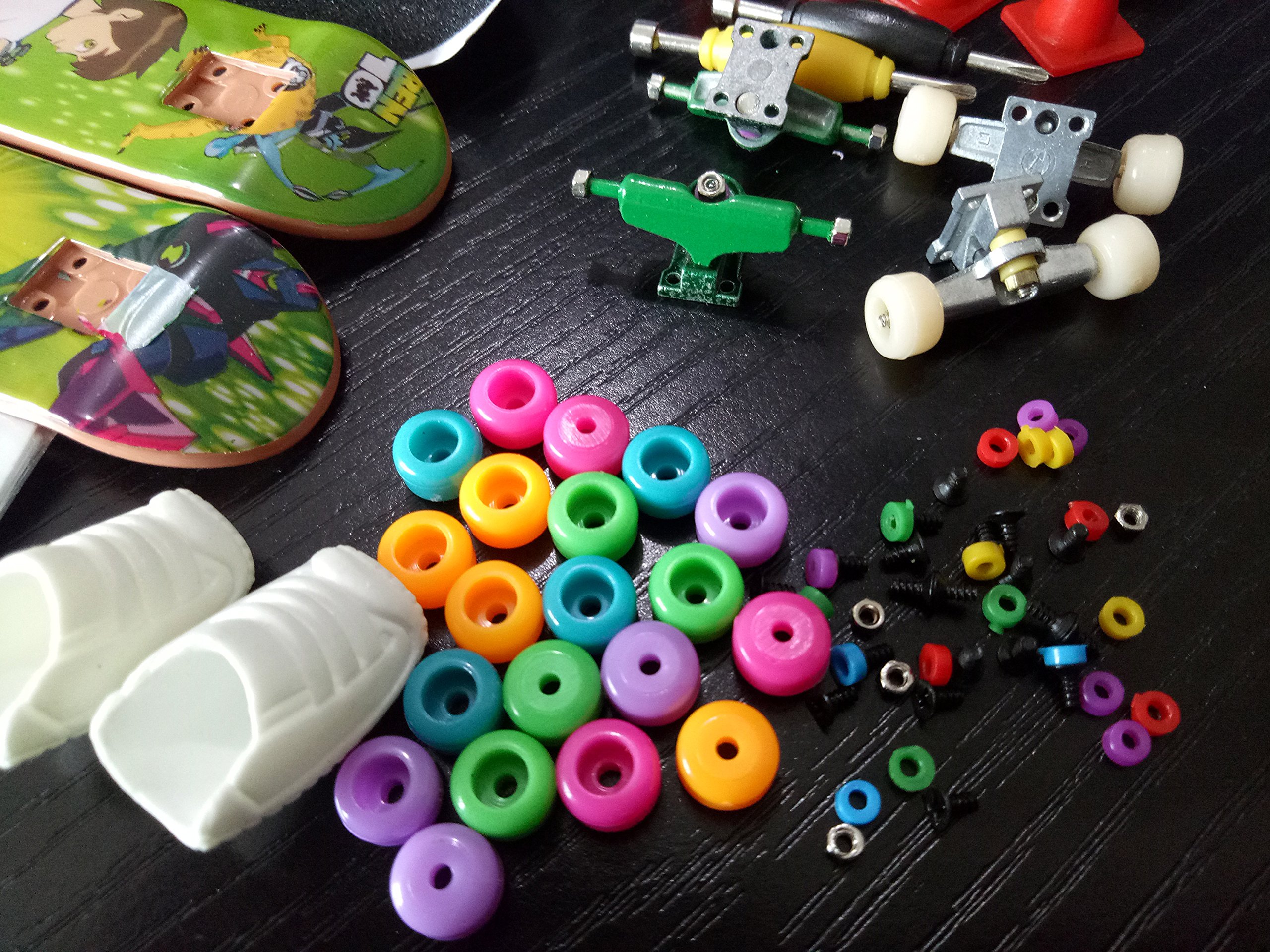 Fanci ABS Finger Skateboard Set Double Rocker DIY Mini Finger Boarding Toy with Storage Box