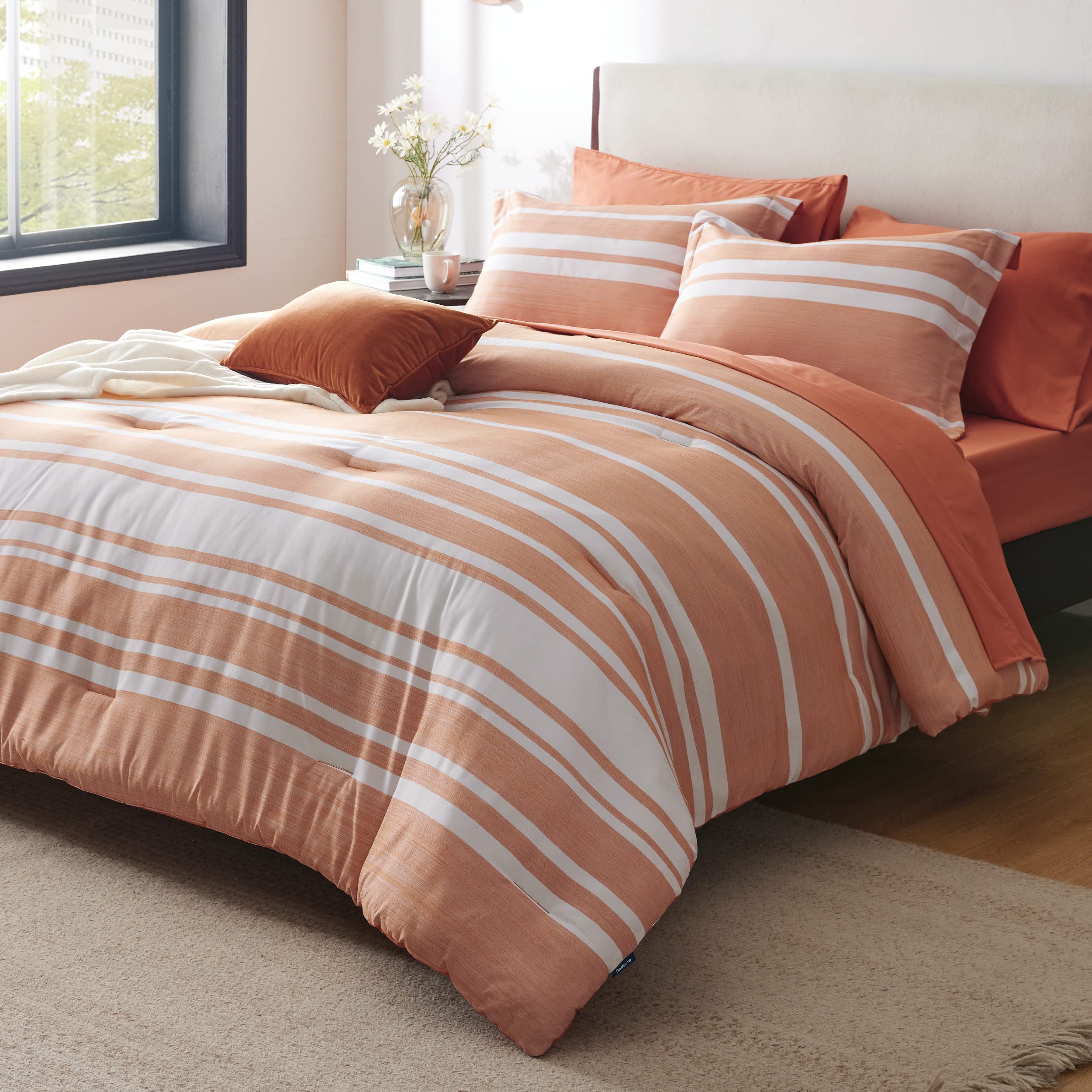 Bedsure Bed in a Bag Queen Size 7 Pieces, Burnt Orange White Striped Bedding Comforter Sets All Season Bed Set, 2 Pillow Shams, Flat Sheet, Fitted Sheet and 2 Pillowcases