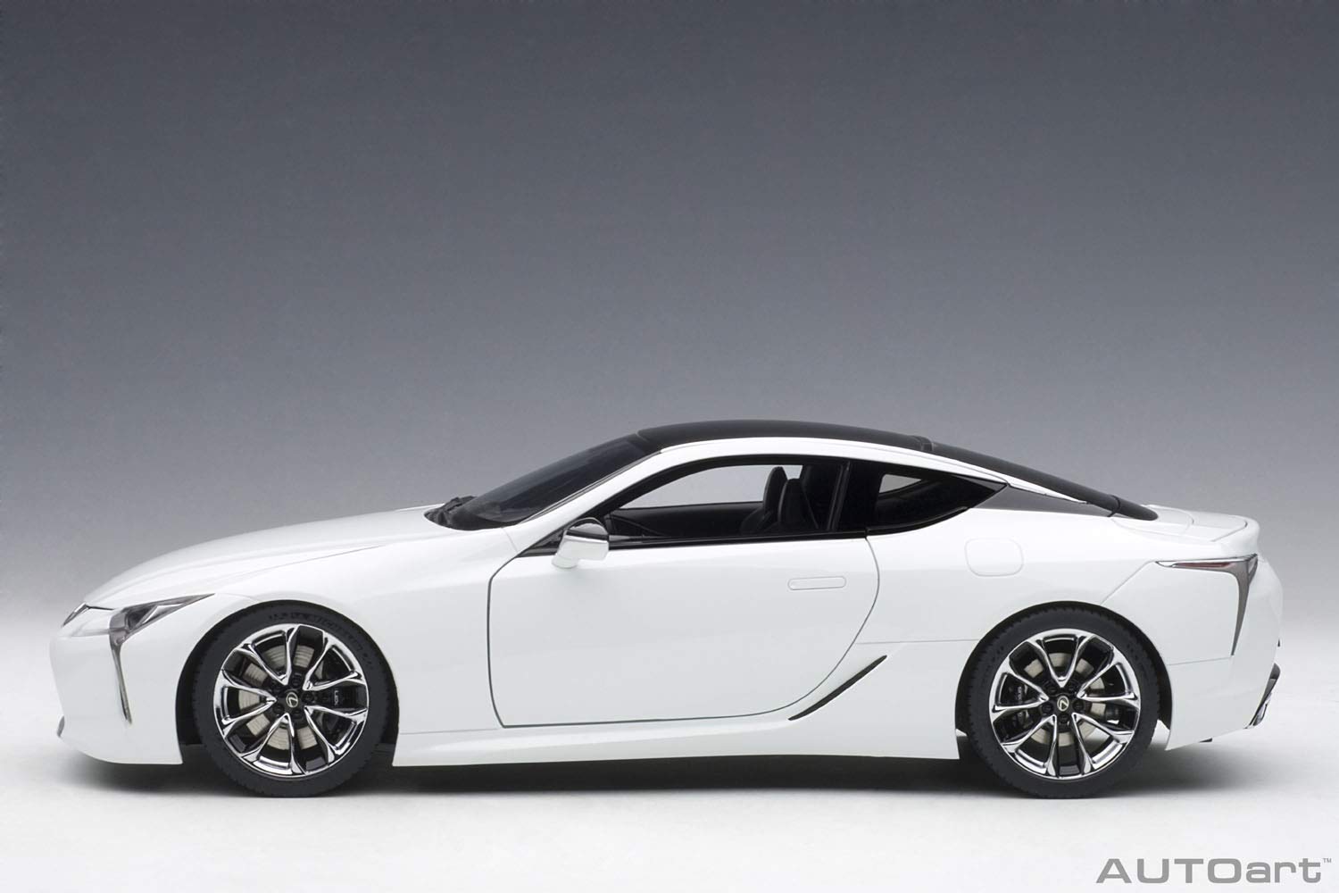 AUTOart Lexus LC500 Metallic White 1/18 Model Car 78846