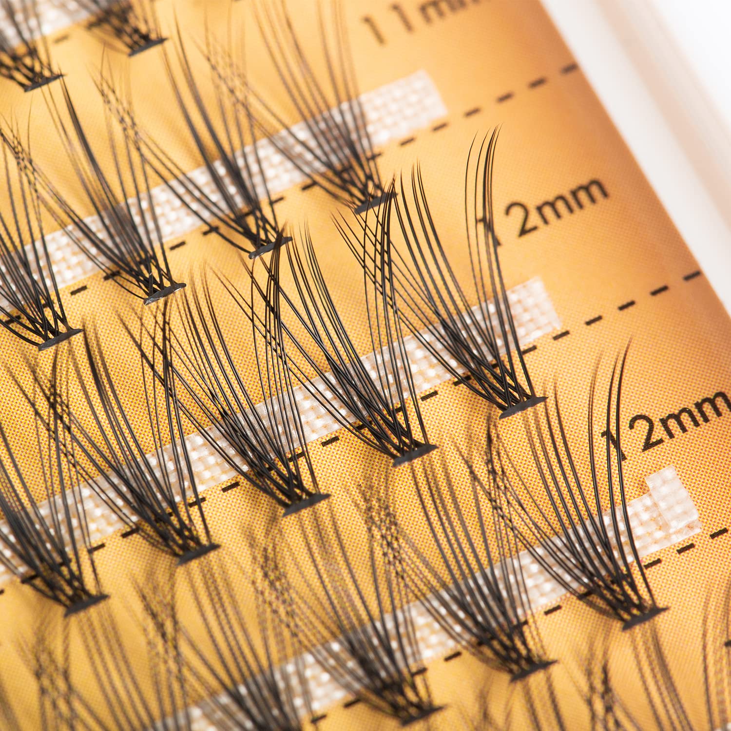 FinyDreamy 240pcs Individual Lash Extensions, 20D Lash Clusters Volume Mix Pack, 10-14mm Mix Lengths C Curl 0.07mm Thickness Professional Individual Eyelash Clusters and Apply Under your Lashes