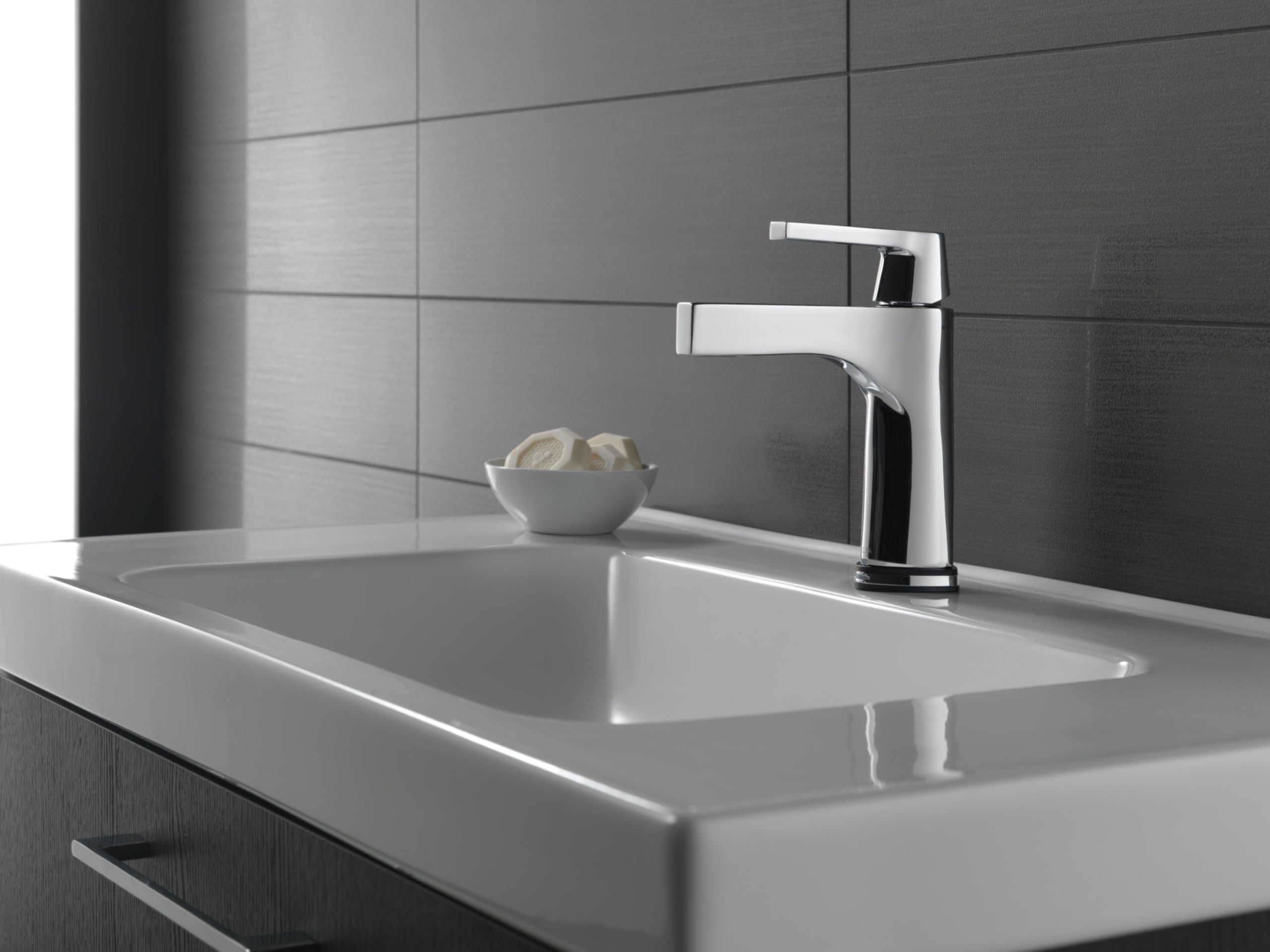 Delta Faucet 574T-DST, Chrome Zura Single Handle Centerset Lavatory Faucet with Touch2O.xt Technology