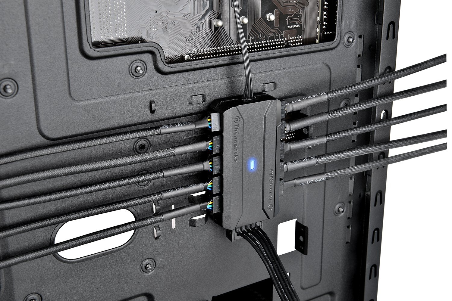 Thermaltake Commander FP SATA Powered 10 Port 4-Pin PWM Fan Hub AC-023-AN1NAN-A1, 3.2 x 1.7 x 0.7 inches