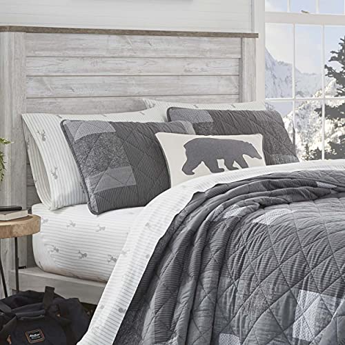 Eddie Bauer - Queen Quilt Set, Cotton Reversible Bedding with Matching Shams, Lightweight Home Decor for All Seasons (Swiftwater Charcoal, Queen)