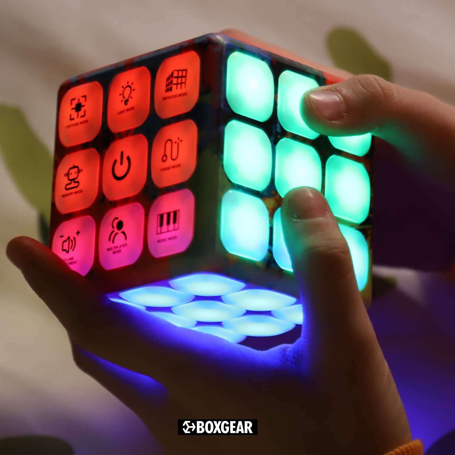 Boxgear Flashing Cube Memory Game – LED Flashing Puzzle Cube for Adults and Children – Sensory Fidget Cube with 5 Brain Games – Light Up Handheld Cube Fidget Toy for Stress Relief and Stimulation