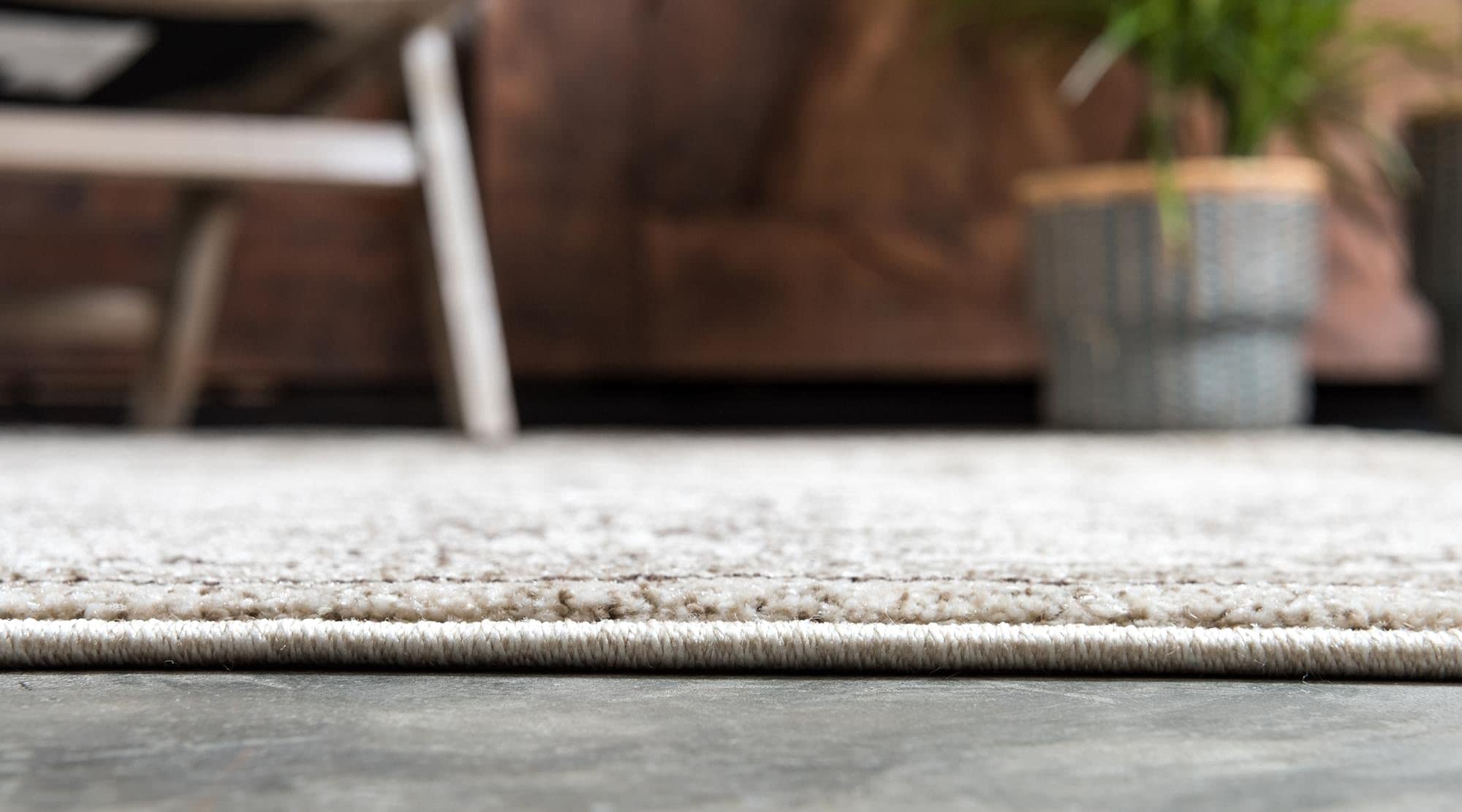 Rugs.com Miranda Collection Rug β 9' x 12' Ivory Medium Rug Perfect for Living Rooms, Large Dining Rooms, Open Floorplans
