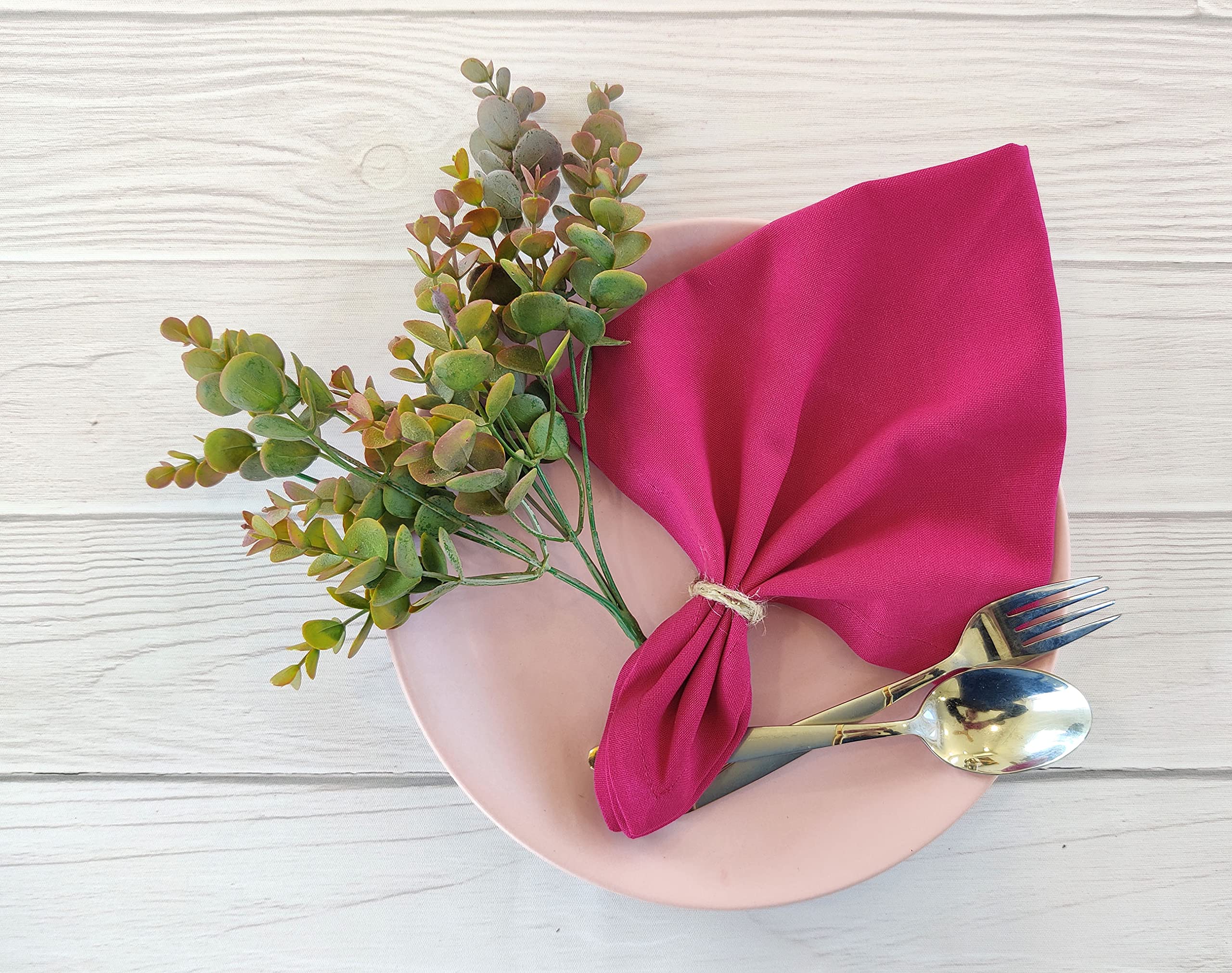 AVKA Studio 100% Cotton Dinner Napkins - Fuchsia Pink Cloth Napkins - 18x18 - Set of 6 - Bright Fabric Napkins for Kitchen or Dining Table - Everyday use, Picnics, Valentines Day - Washable Reusable