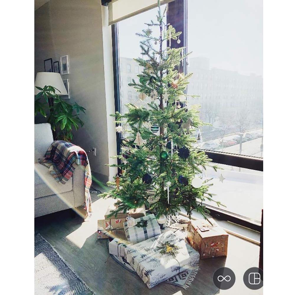 Hedume 50pcs Artificial Pine Branches, 11" x 4" and Features 3 Stems Greenery Xmas Pine Picks Pine Leaves Pine Twigs for Garland Wreath Christmas Embellishing and Home Garden Decoration