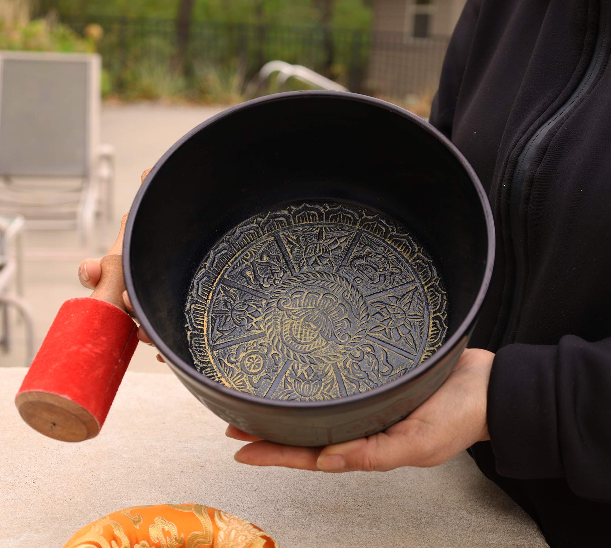 DharmaObjects Tibetan Meditation 8 Lucky Symbols Singing Bowl Mallet Mat Cushion Set (8 Inches, 8 Lucky Symbols)
